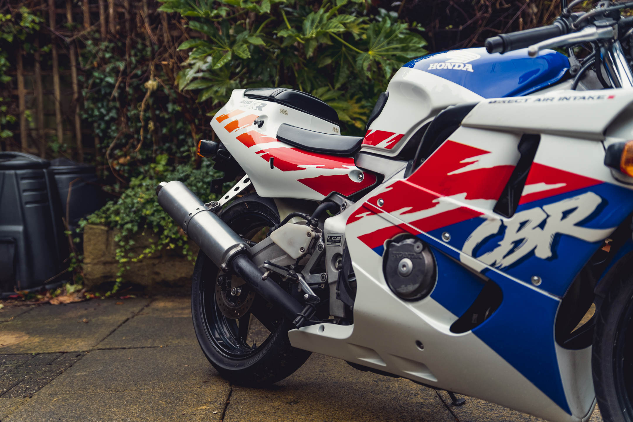 1992 HONDA CBR400RR (NC29)