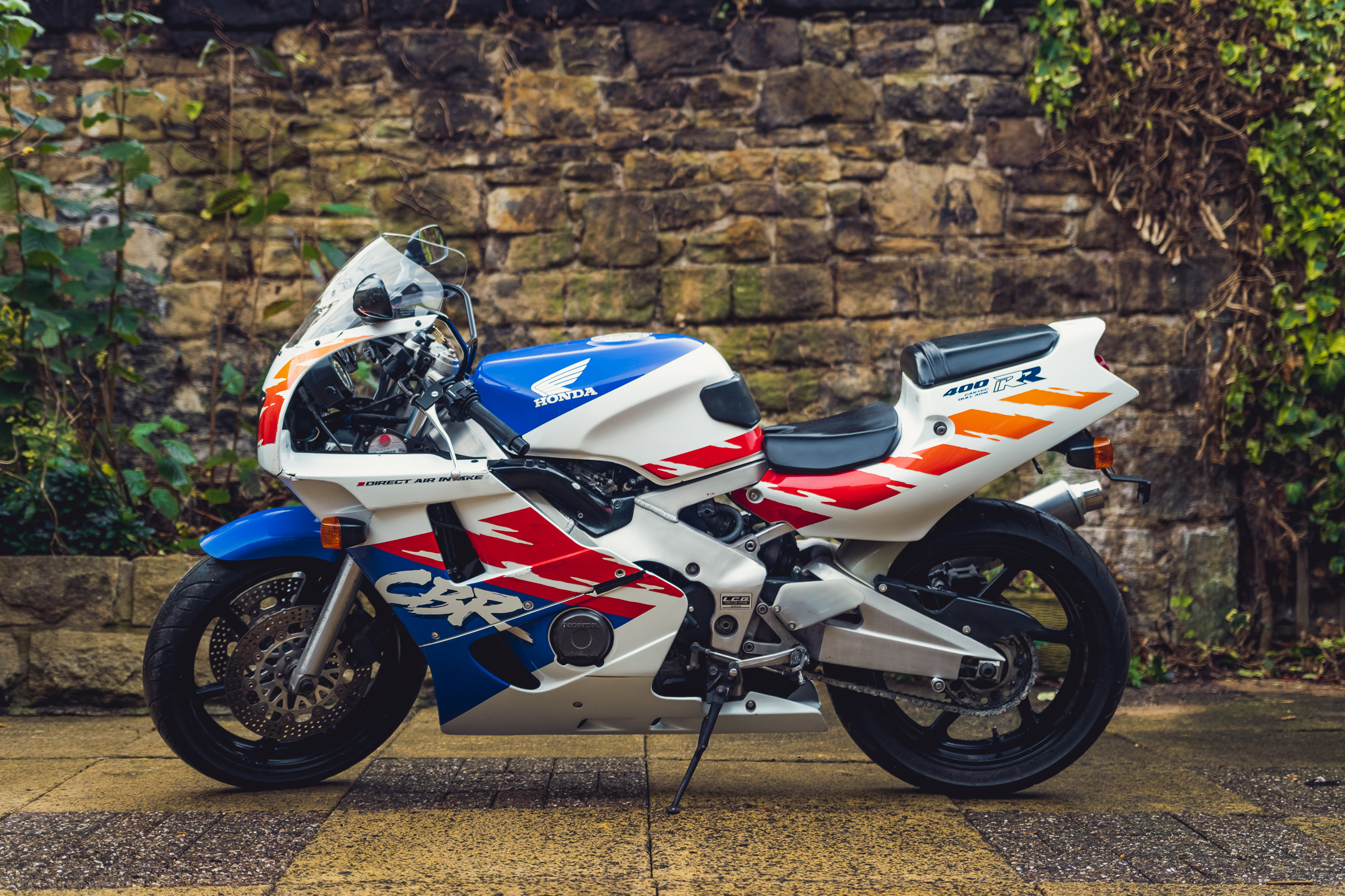 1992 HONDA CBR400RR (NC29)