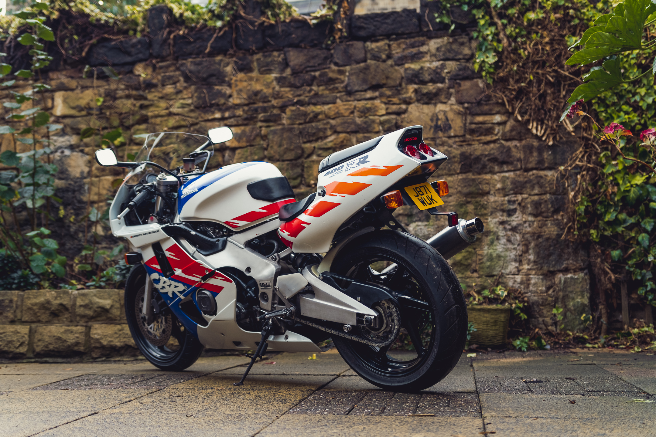 1992 HONDA CBR400RR (NC29)