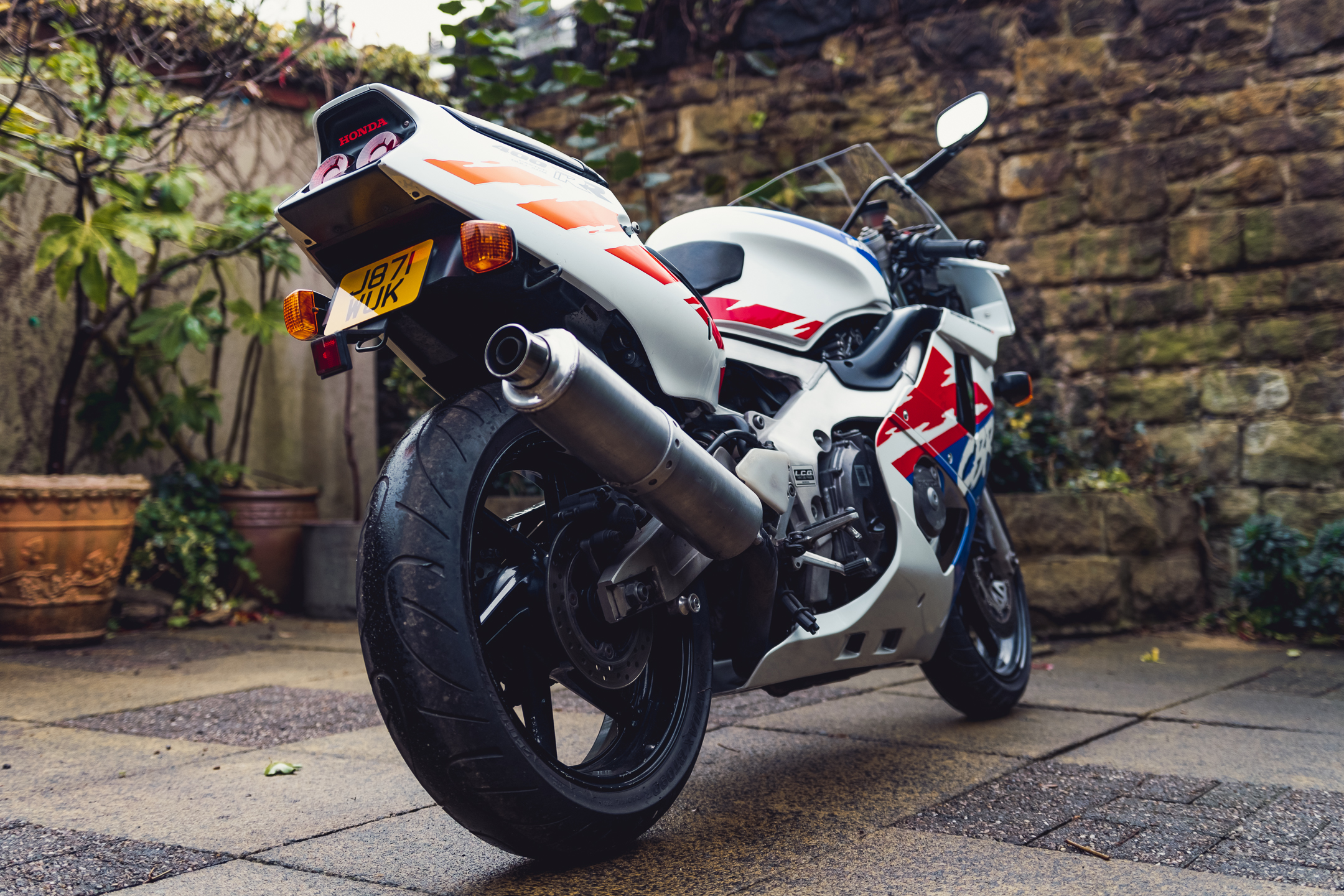 1992 HONDA CBR400RR (NC29)