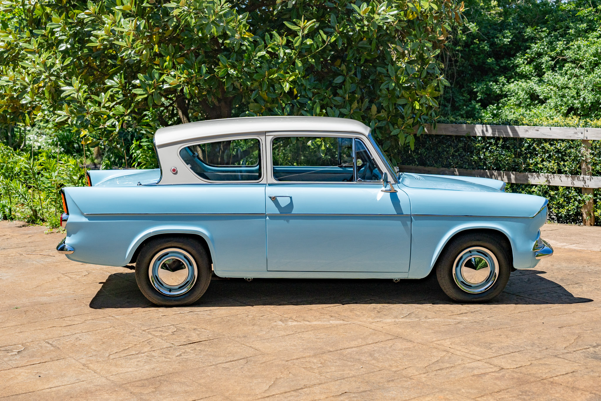 1963 FORD ANGLIA 'DELUXE'