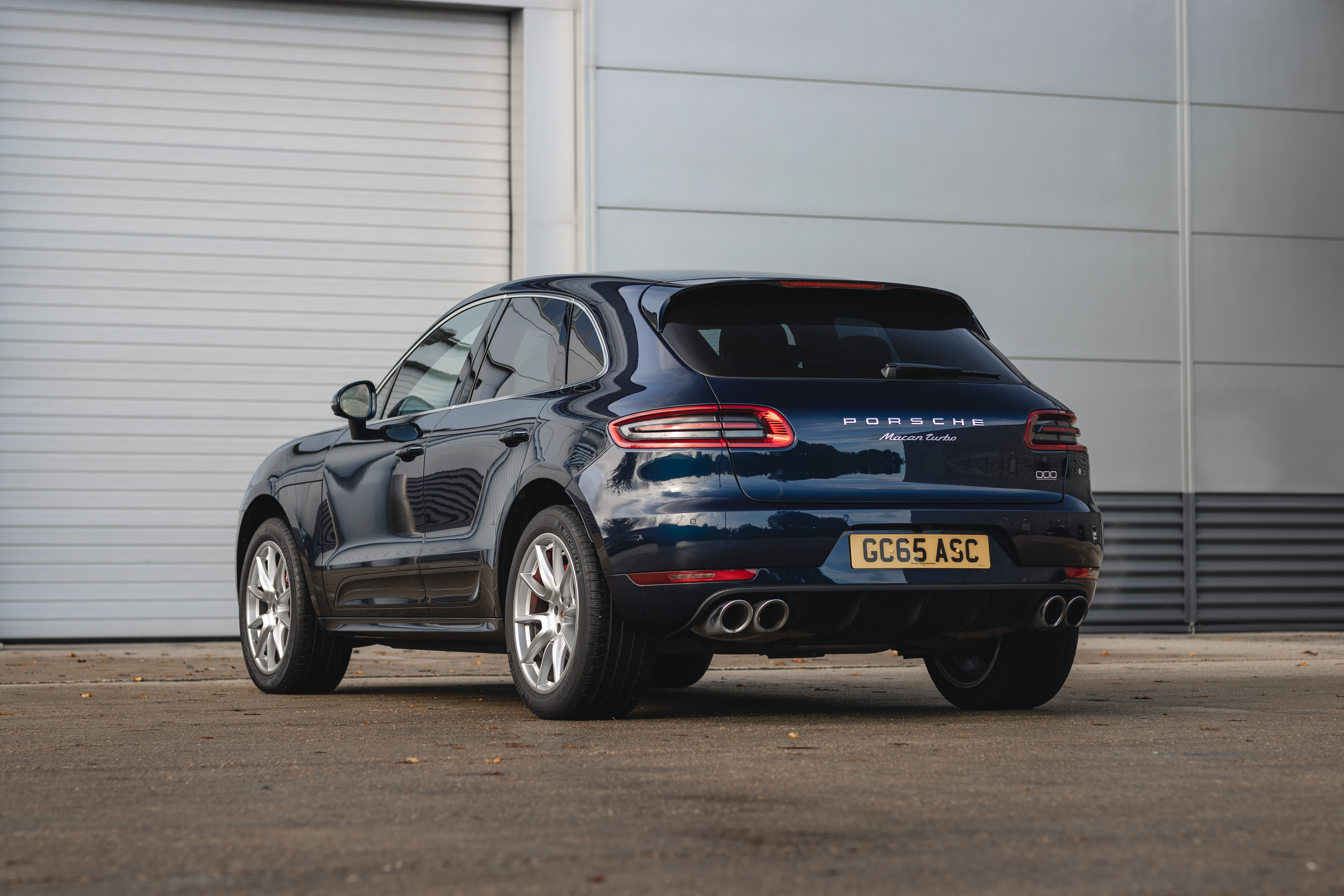 2016 PORSCHE MACAN TURBO - 14,084 MILES for sale by auction in Newbury ...