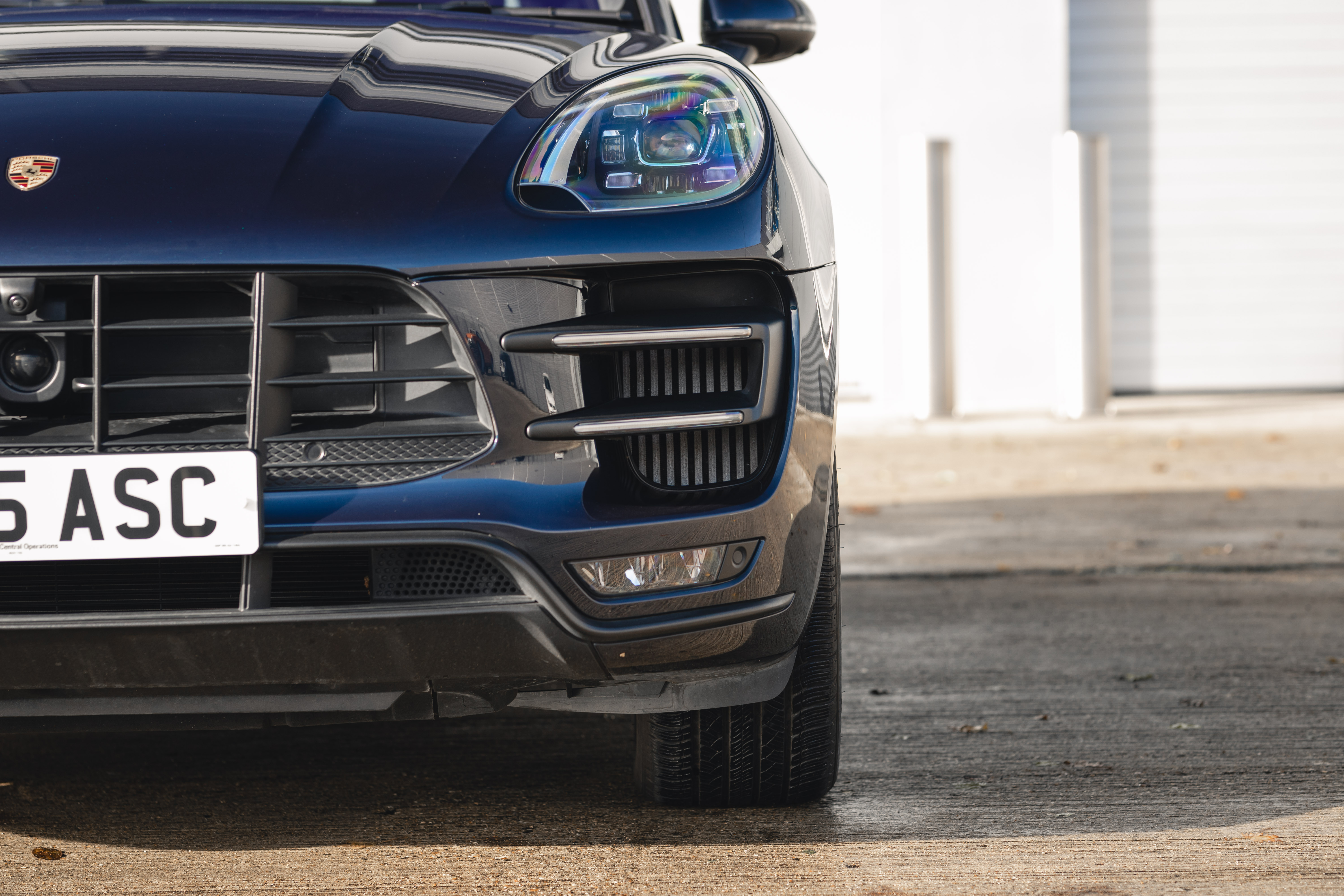 2016 PORSCHE MACAN TURBO - 14,084 MILES for sale by auction in Newbury ...