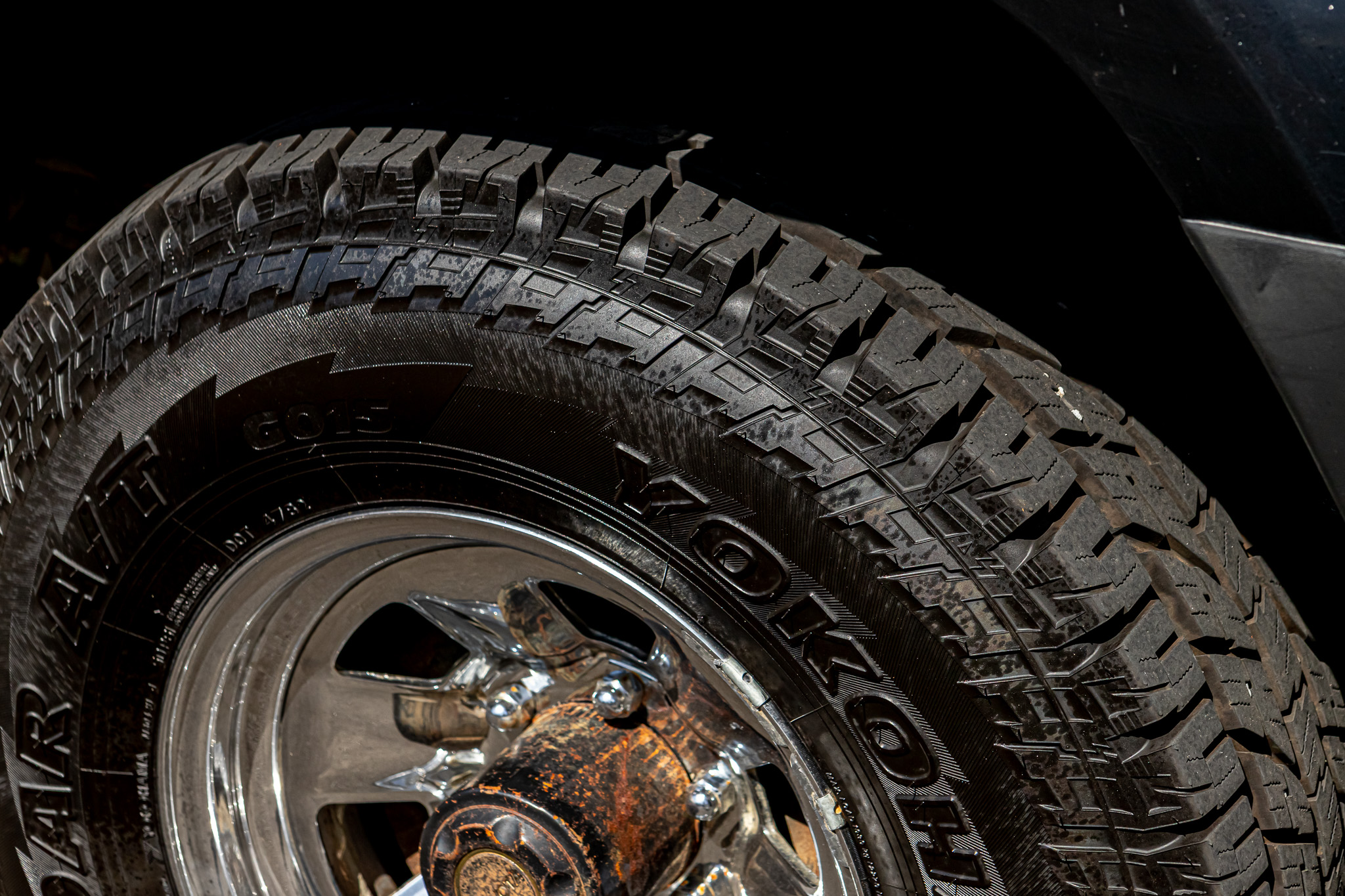 1987 TOYOTA FJ61 LANDCRUISER 'SAHARA'