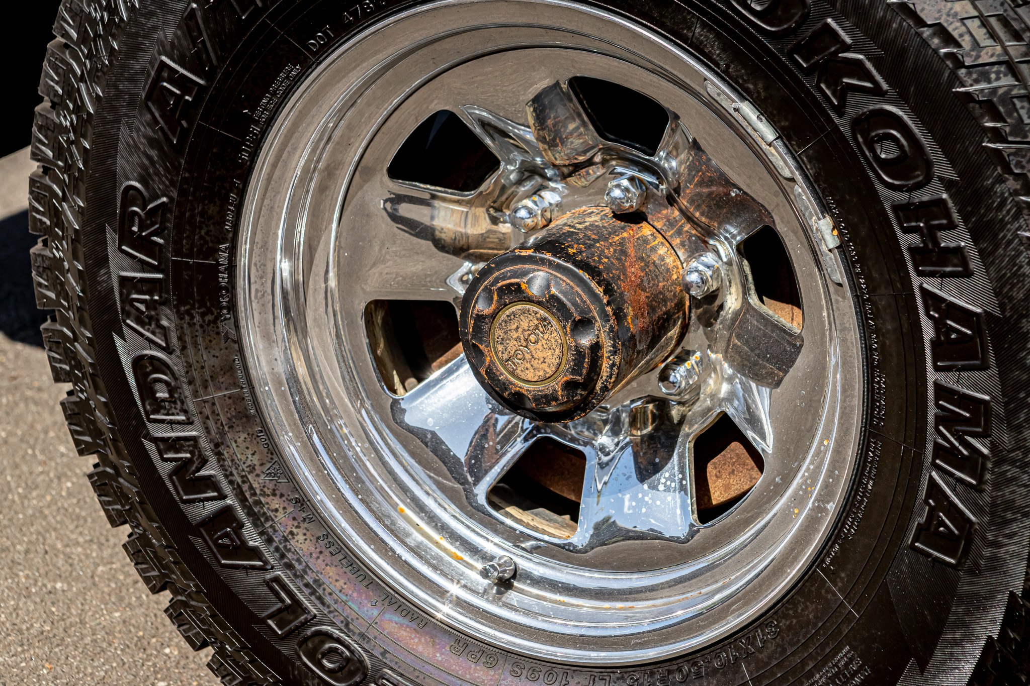 1987 TOYOTA FJ61 LANDCRUISER 'SAHARA'