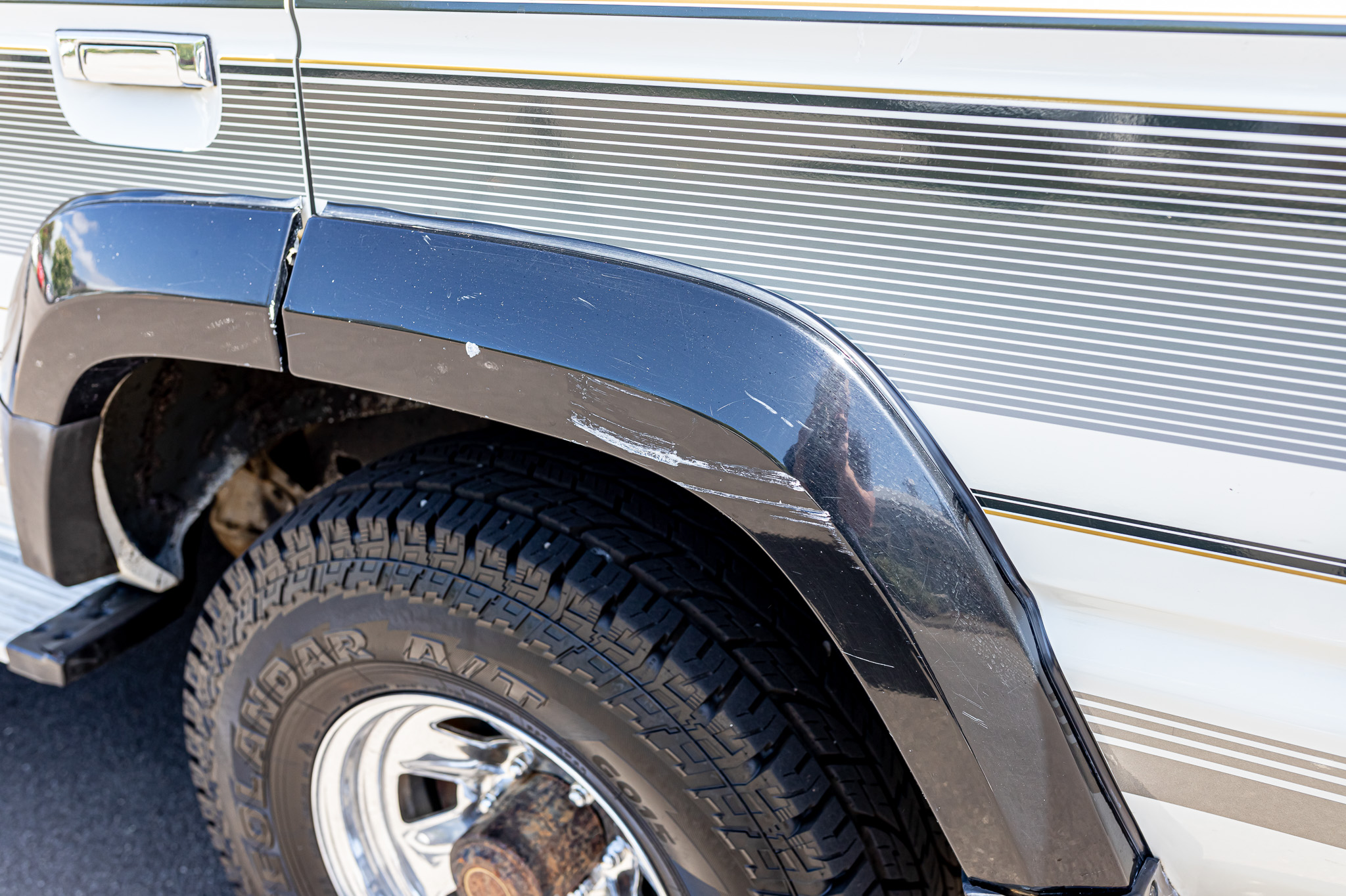 1987 TOYOTA FJ61 LANDCRUISER 'SAHARA'