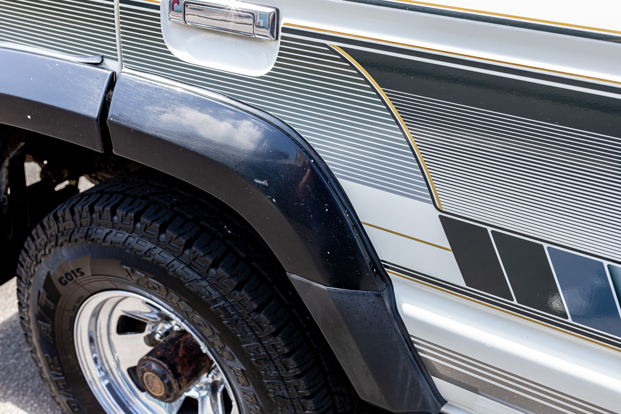 1987 TOYOTA FJ61 LANDCRUISER 'SAHARA'