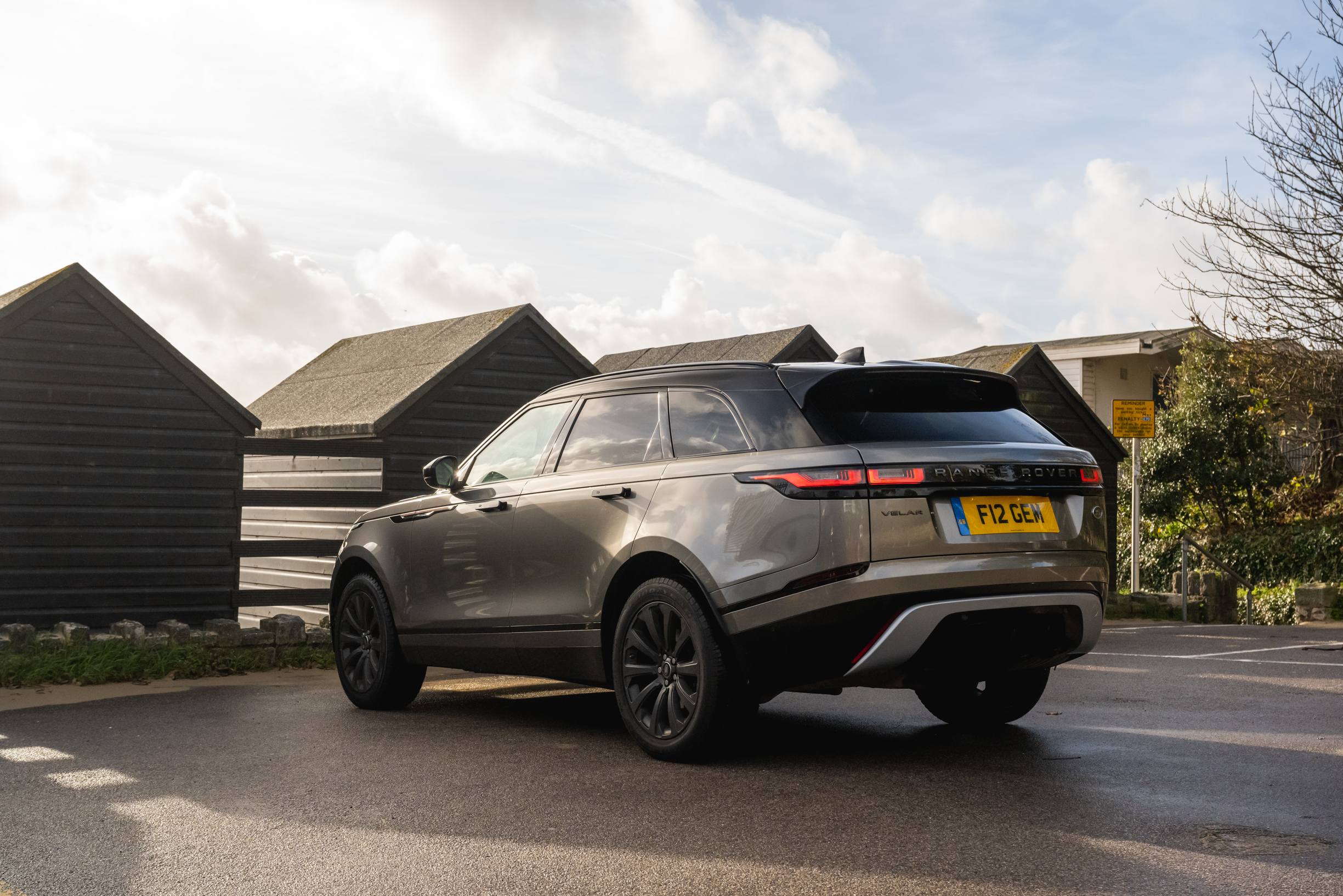 2017 RANGE ROVER VELAR R-DYNAMIC SE P250