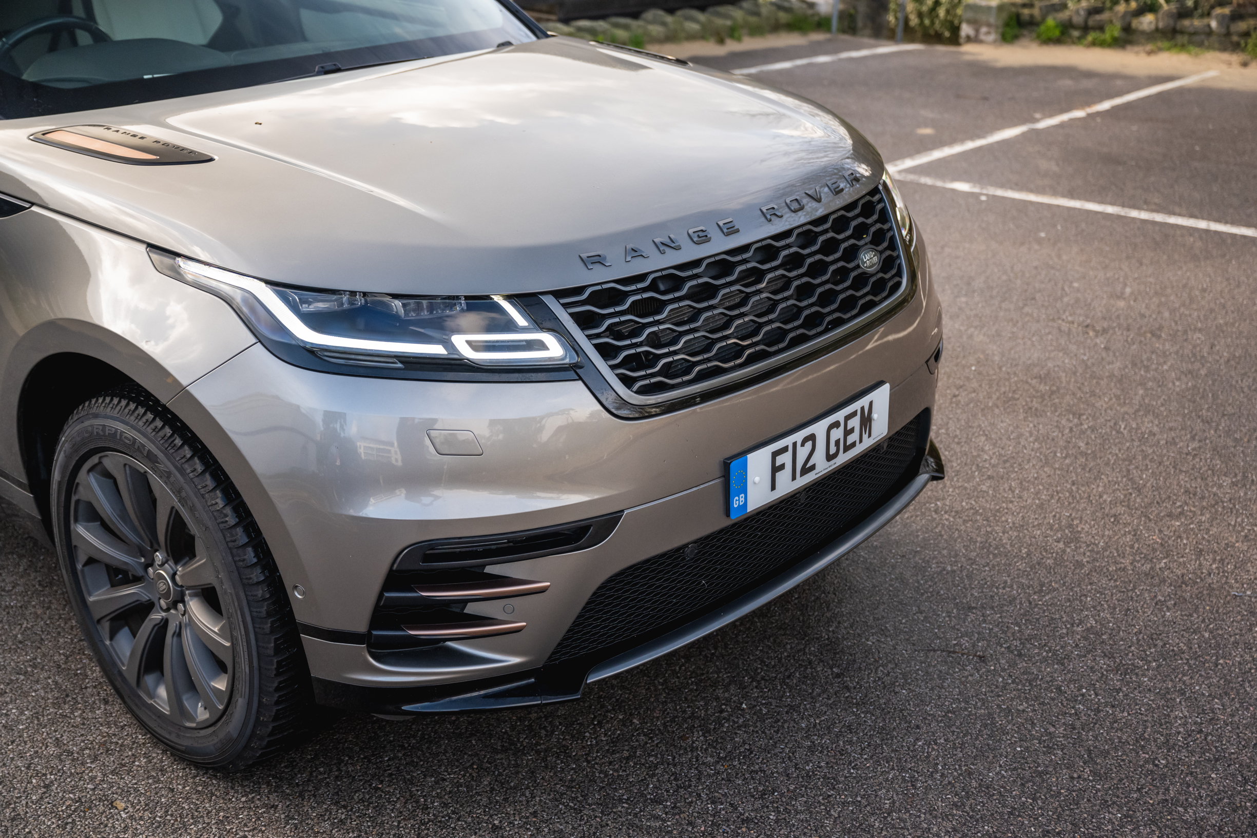 2017 RANGE ROVER VELAR R-DYNAMIC SE P250