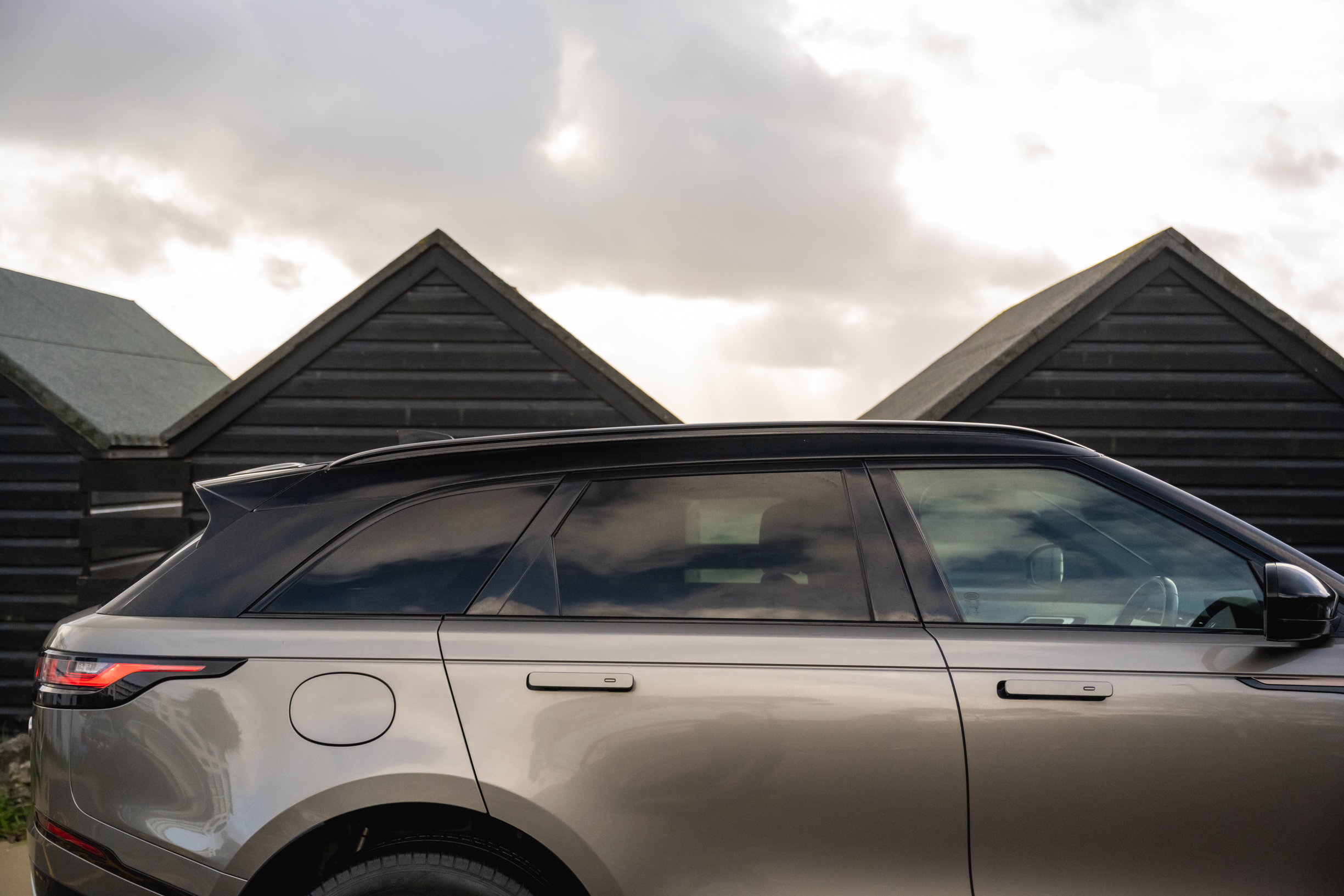 2017 RANGE ROVER VELAR R-DYNAMIC SE P250