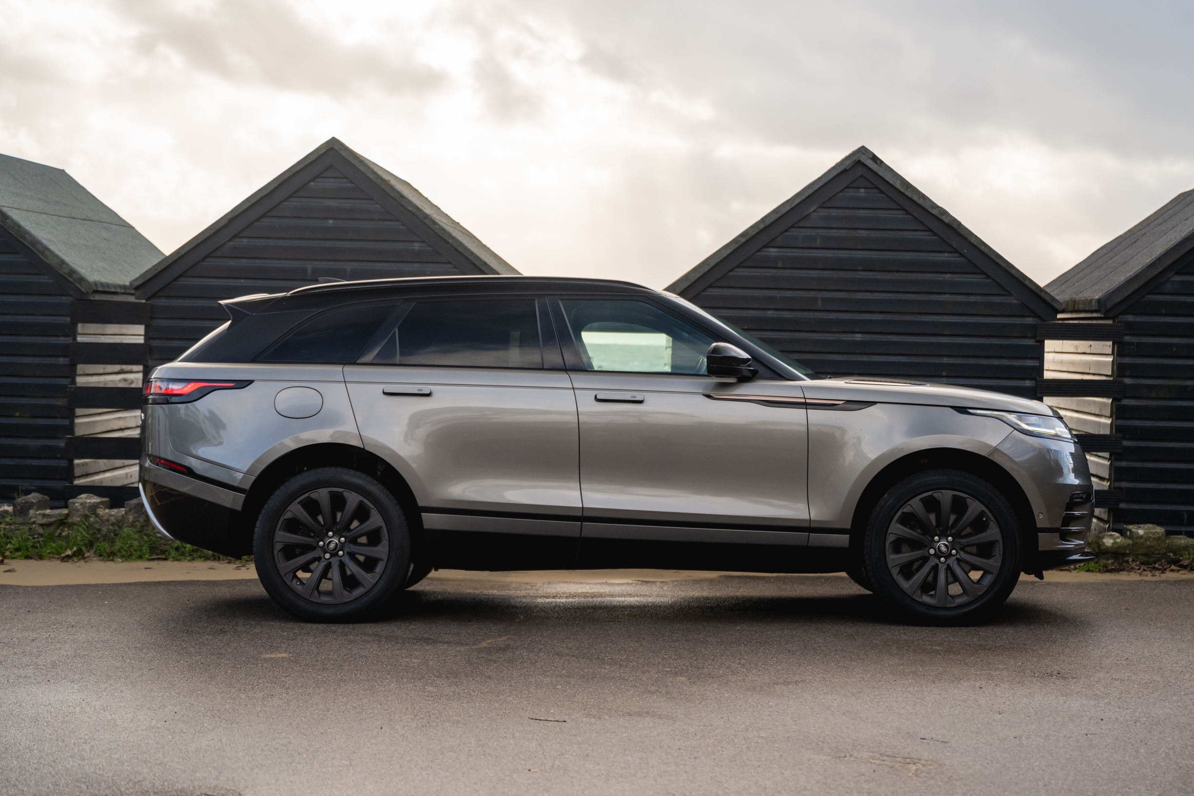 2017 RANGE ROVER VELAR R-DYNAMIC SE P250