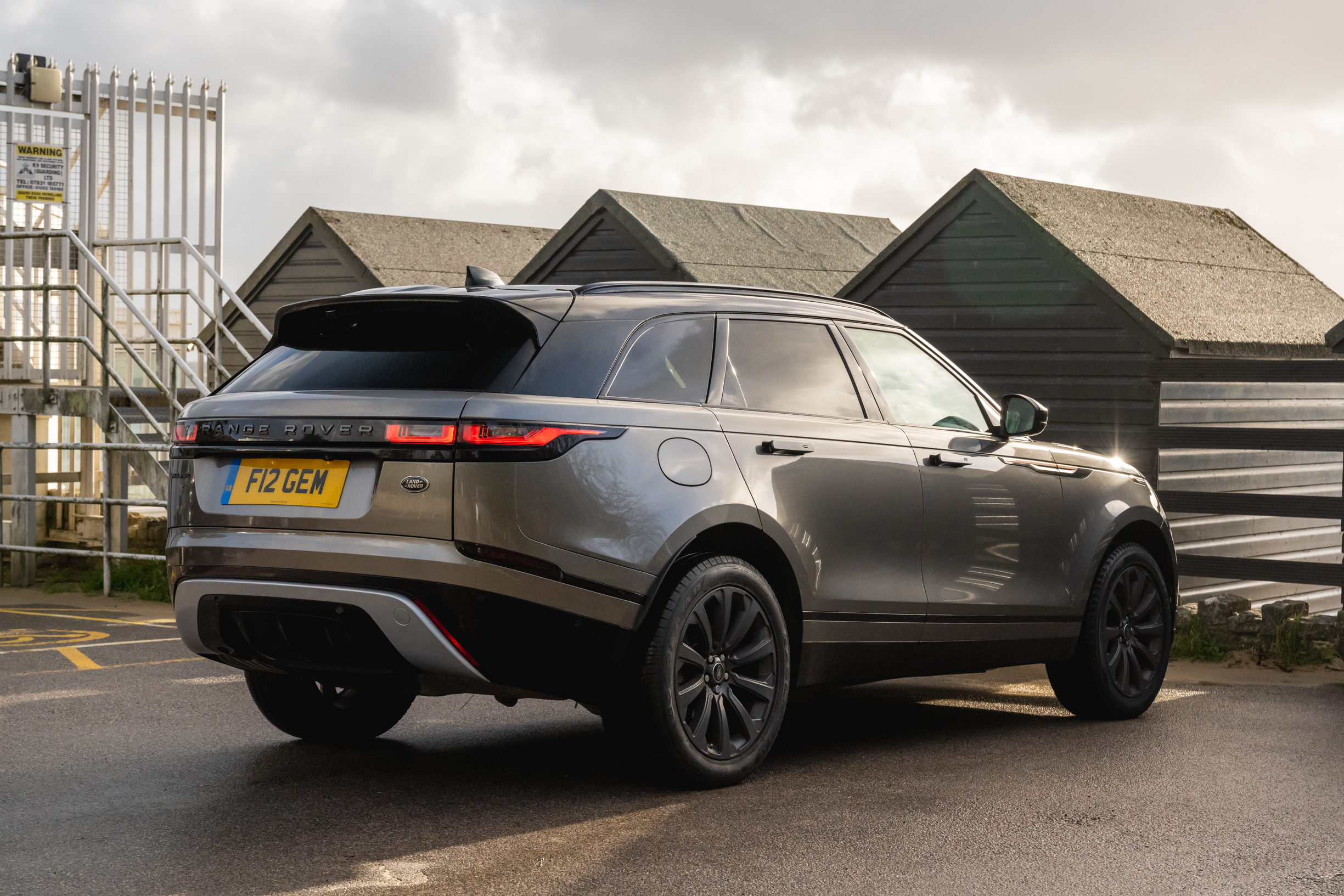 2017 RANGE ROVER VELAR R-DYNAMIC SE P250