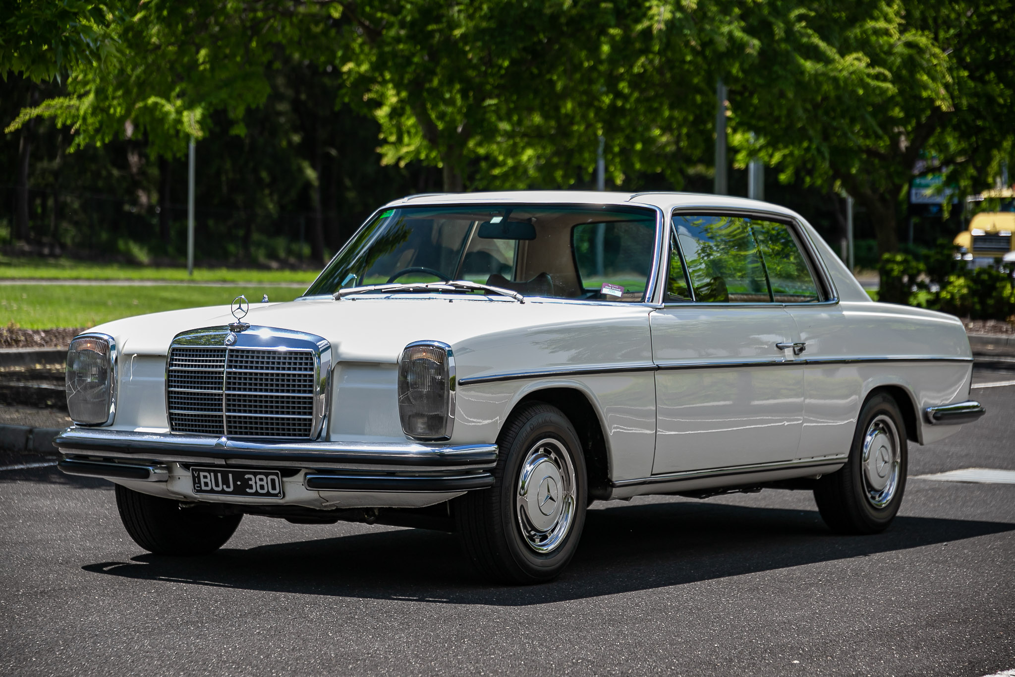 1973 MERCEDES-BENZ (W114) 280 CE COUPE