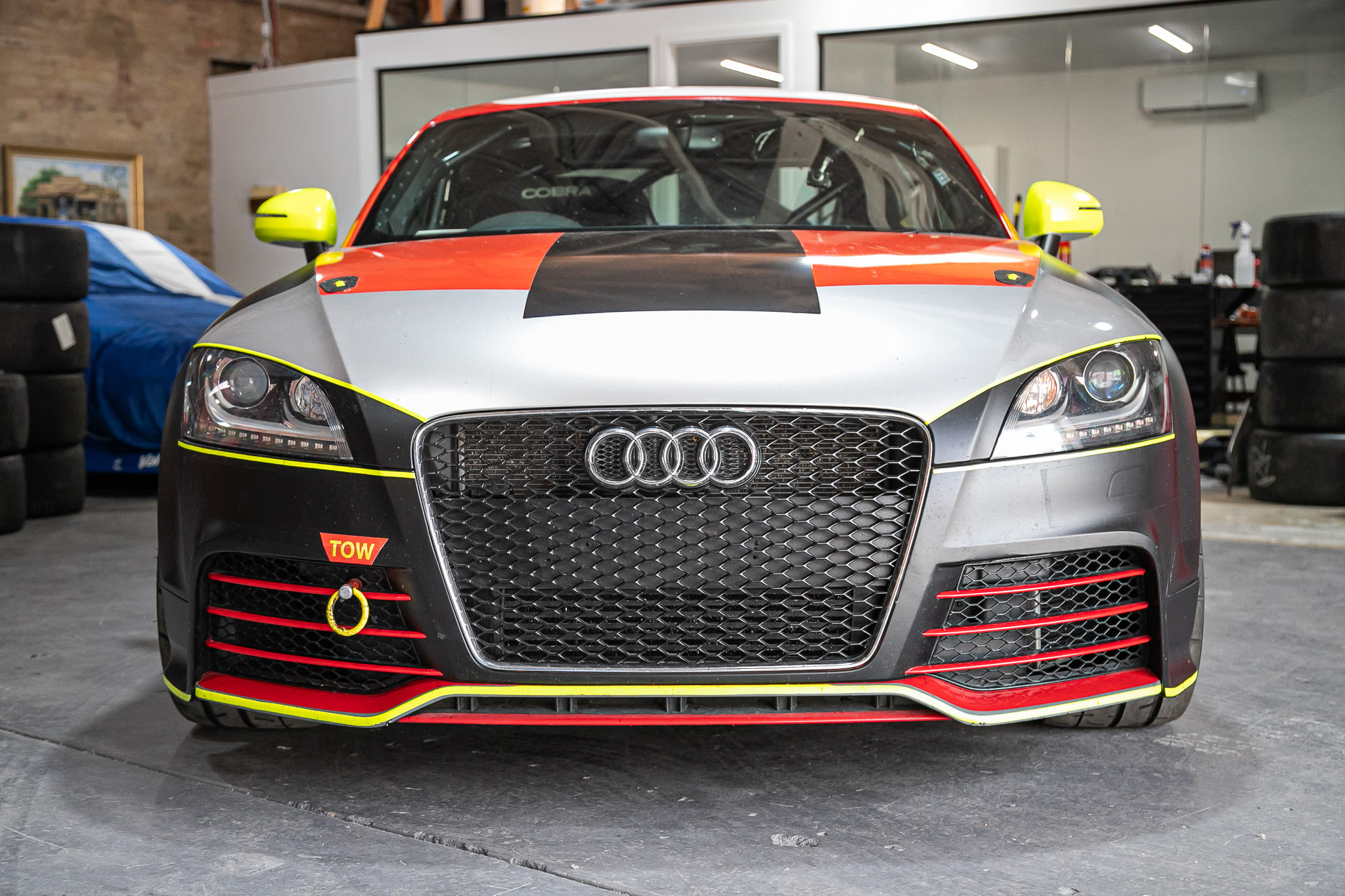 2011 AUDI TT RS - RACE CAR