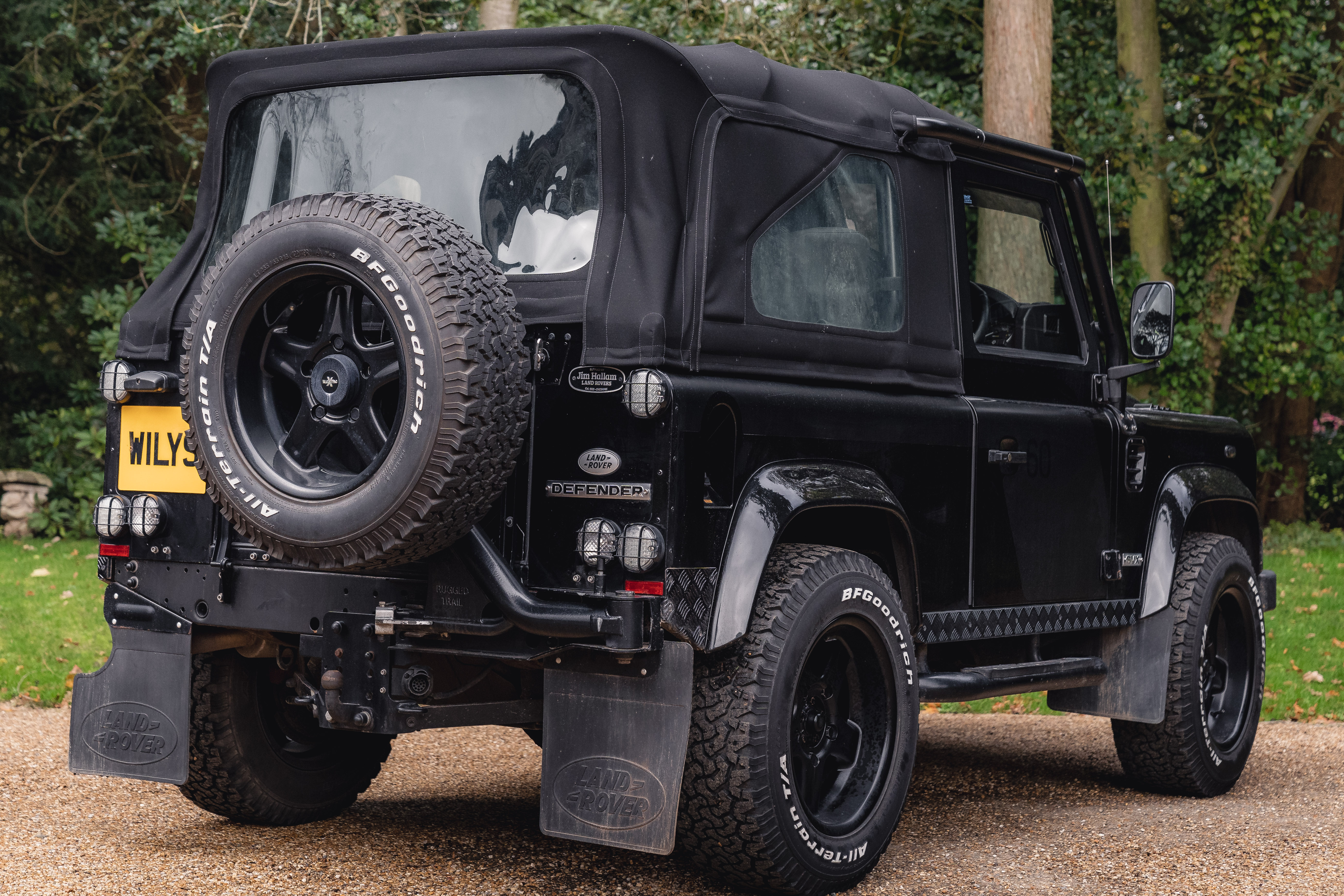 2009 LAND ROVER DEFENDER 90 SVX - 25,858 MILES