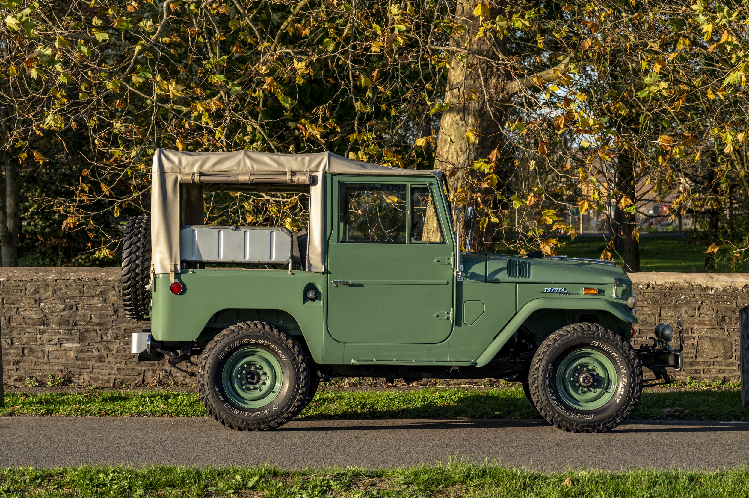 1971 TOYOTA FJ40 LAND CRUISER