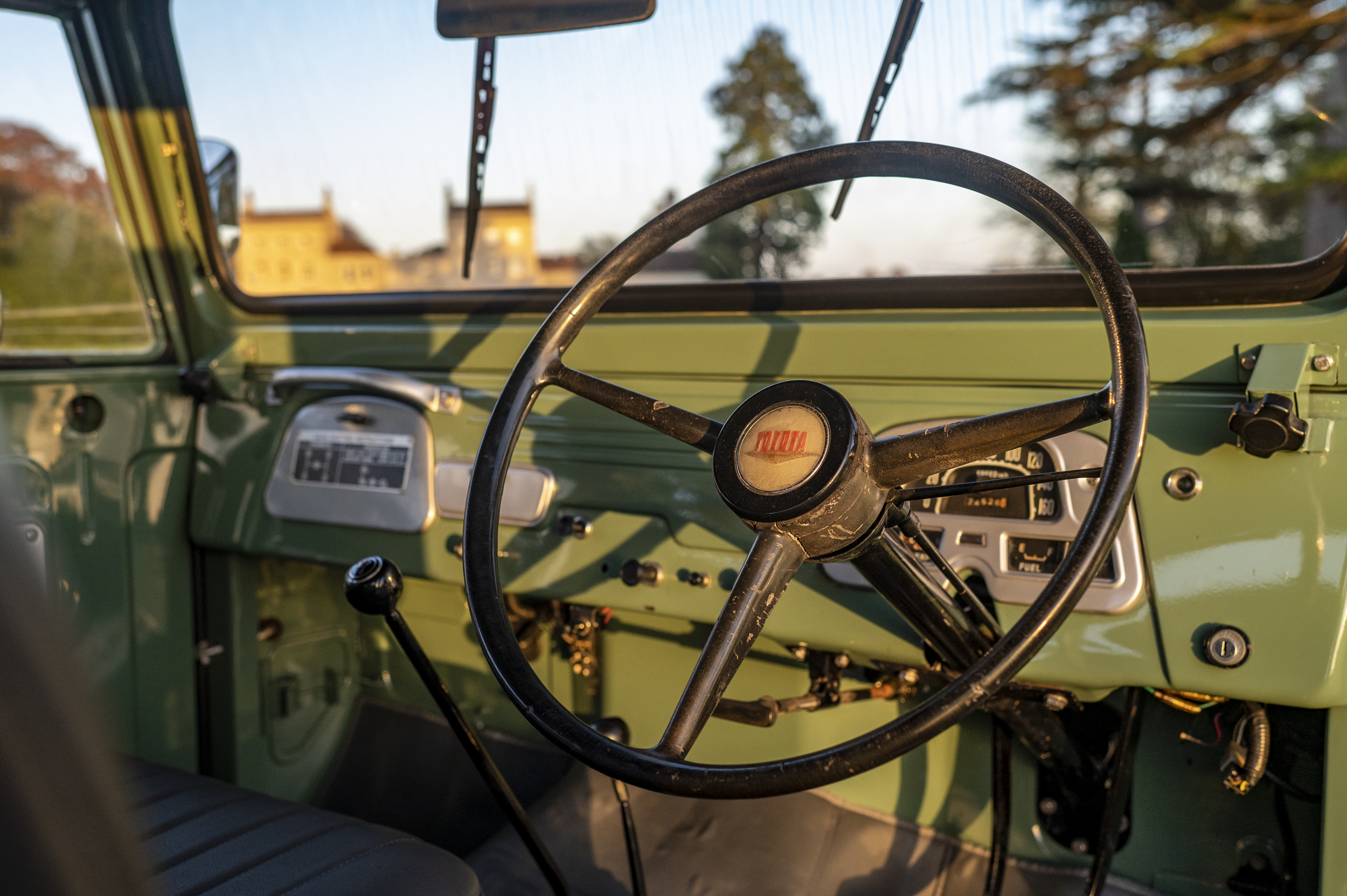 1971 TOYOTA FJ40 LAND CRUISER