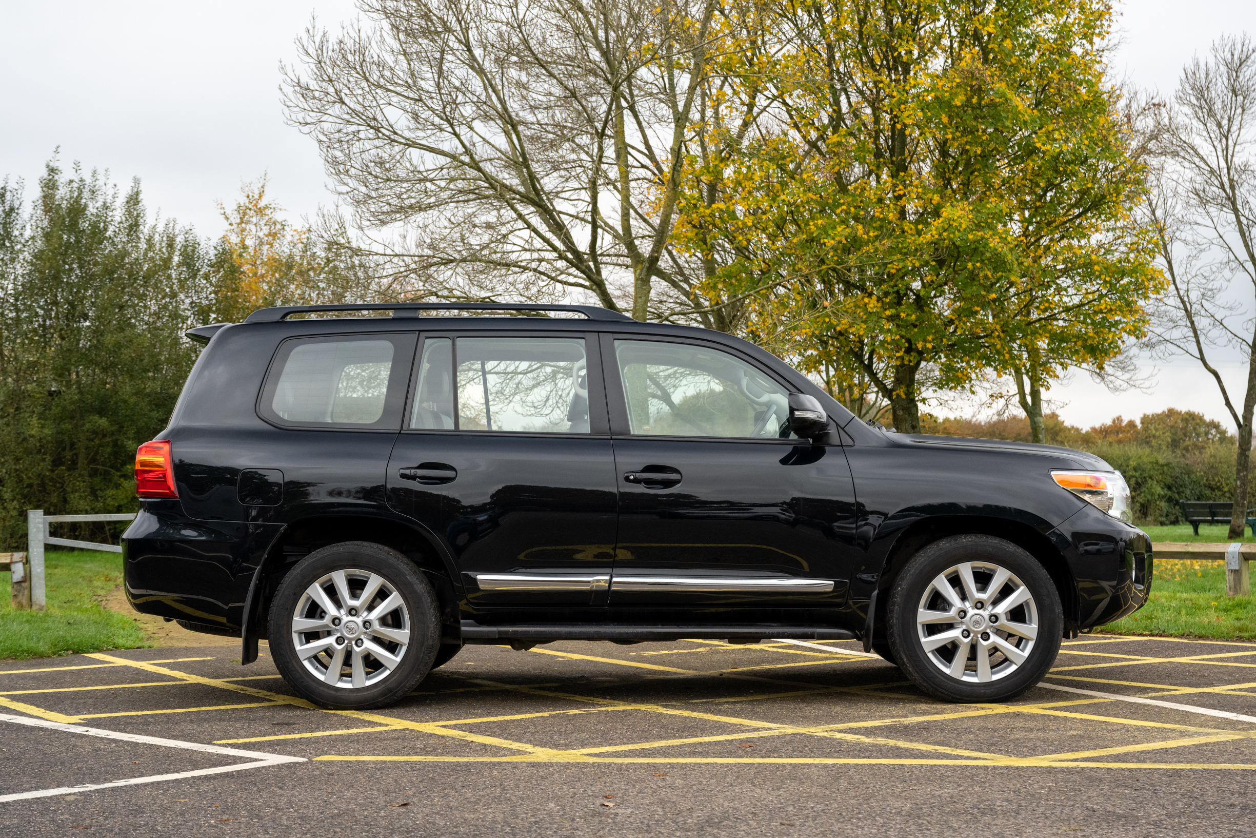 2015 TOYOTA LAND CRUISER V8 - 30,958 MILES for sale by auction in ...