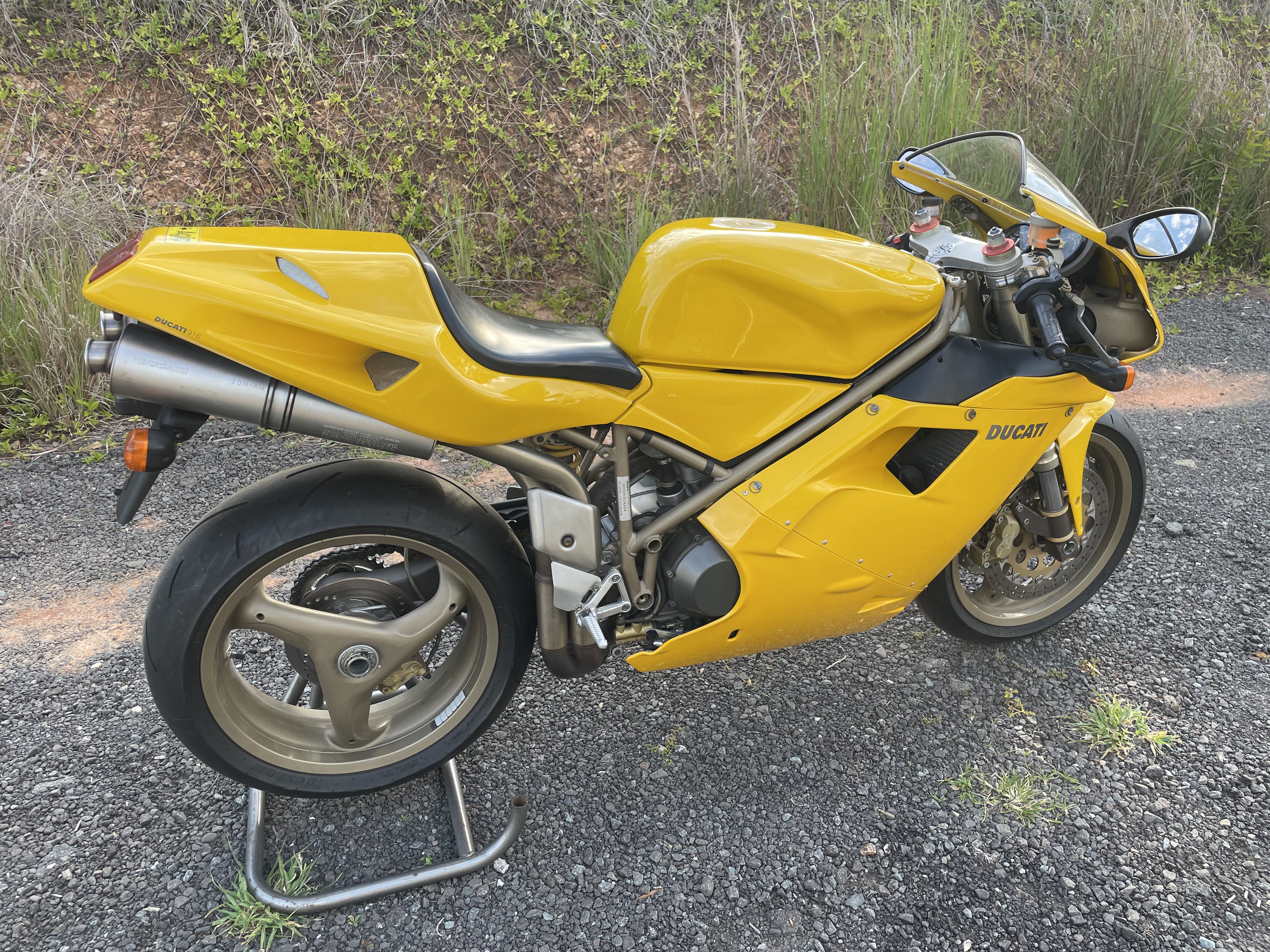 1998 DUCATI 916 STRADA