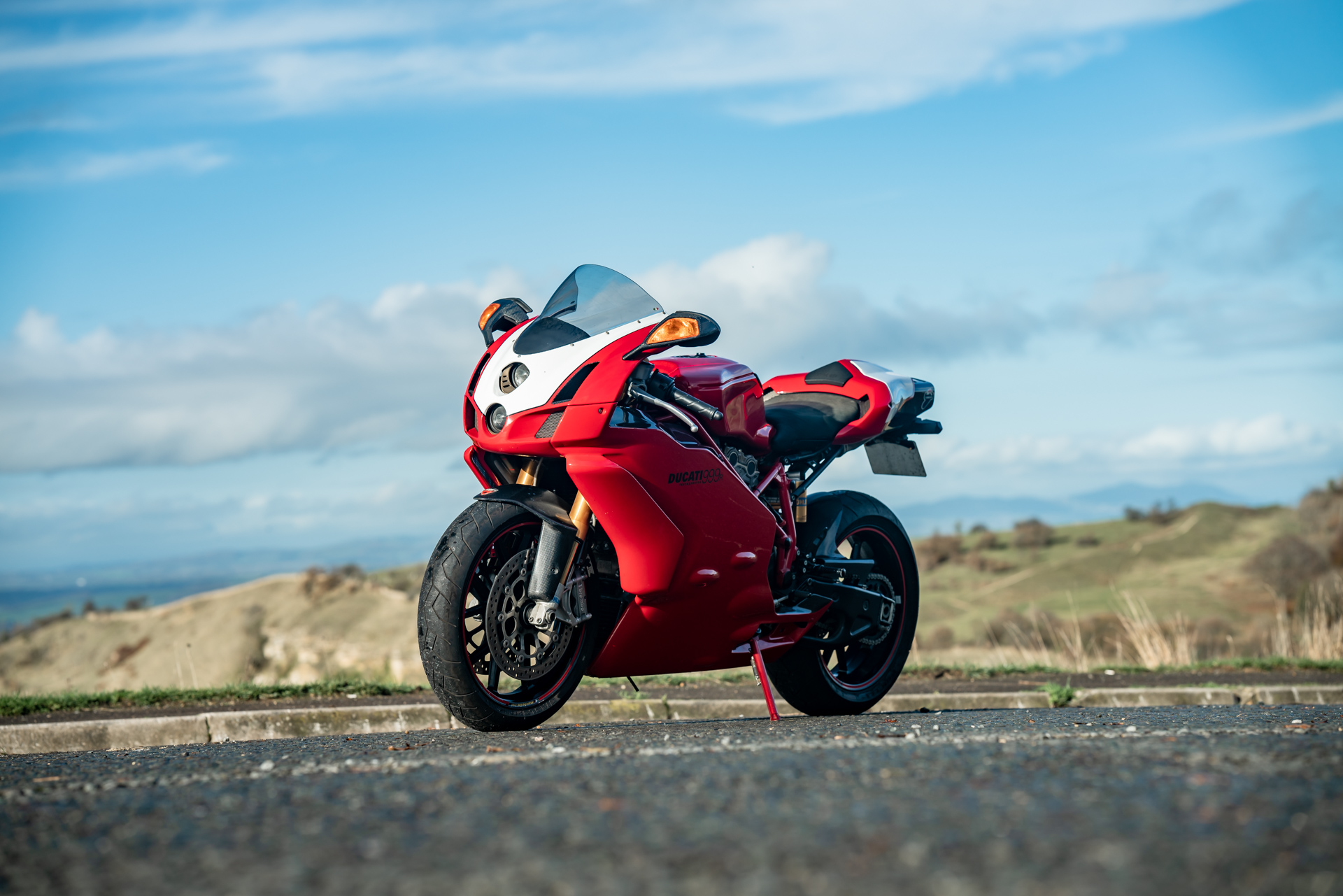2004 DUCATI 999 R for sale by buy now in Cheltenham, Gloucestershire ...