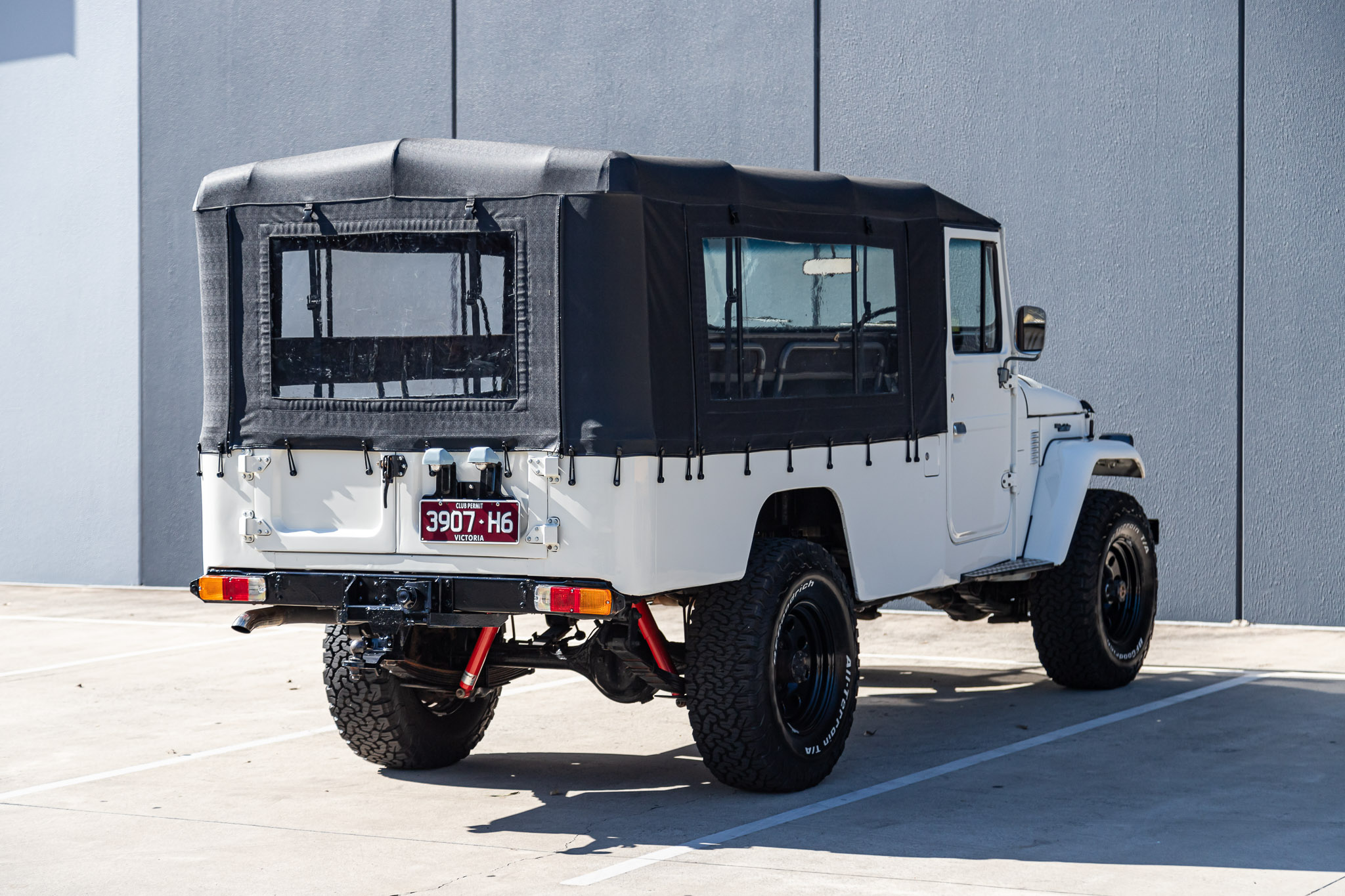 1984 TOYOTA FJ45 LAND CRUISER
