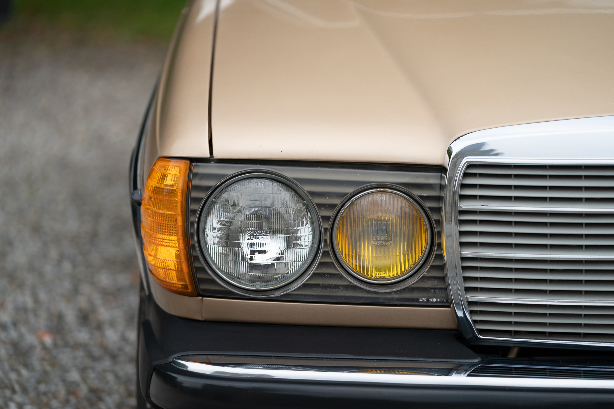 1983 MERCEDES-BENZ (W123) 300 CD