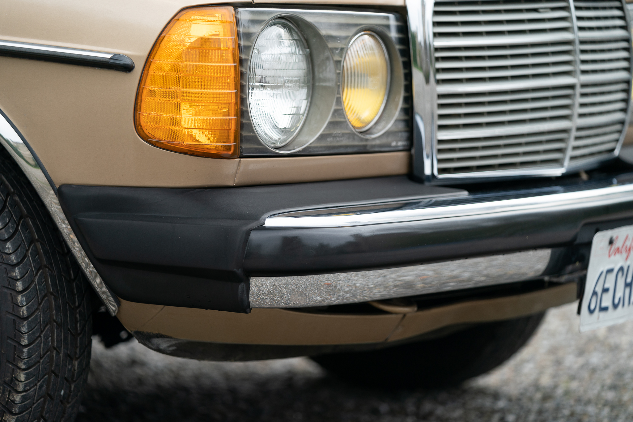 1983 MERCEDES-BENZ (W123) 300 CD