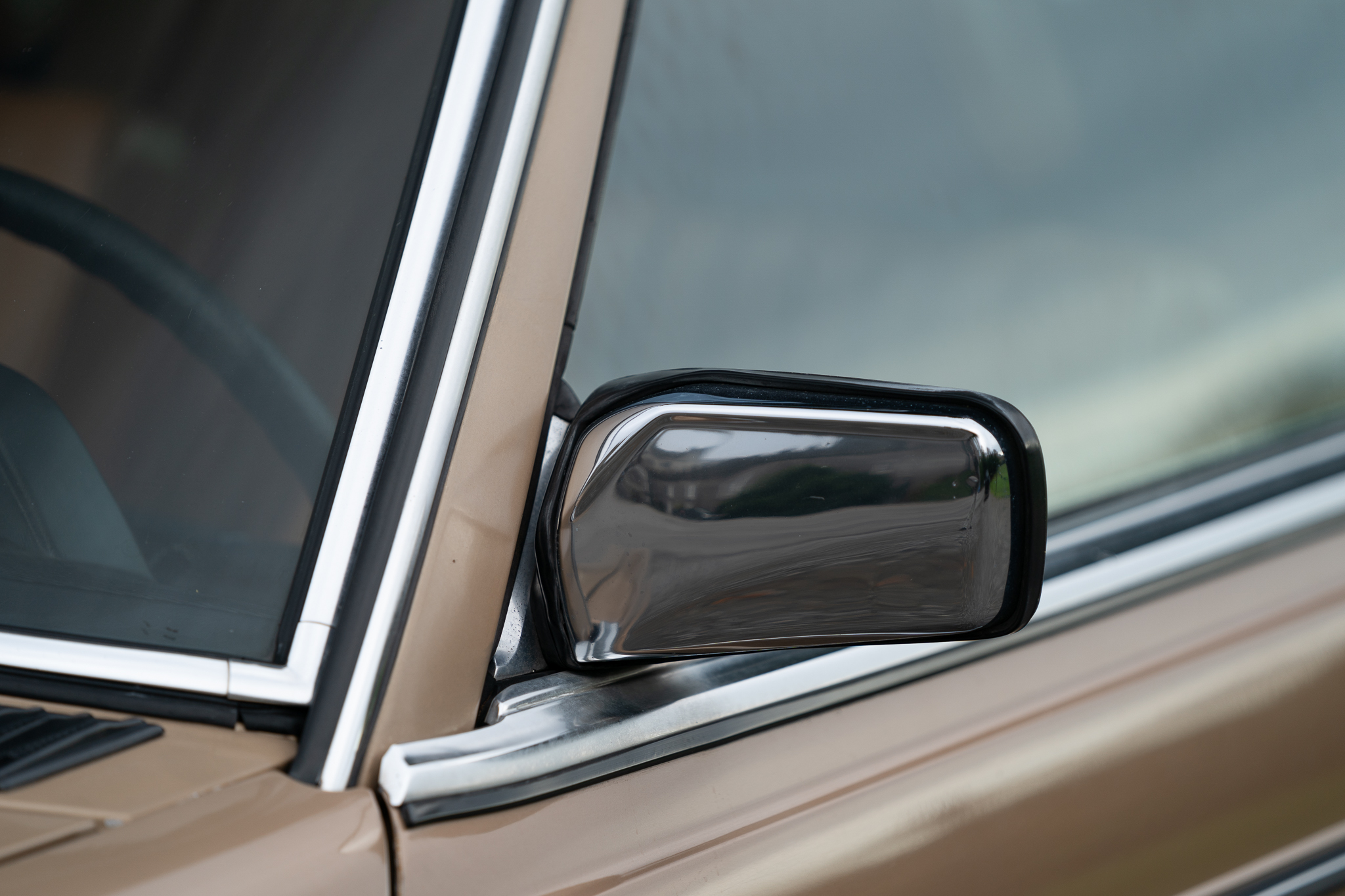 1983 MERCEDES-BENZ (W123) 300 CD