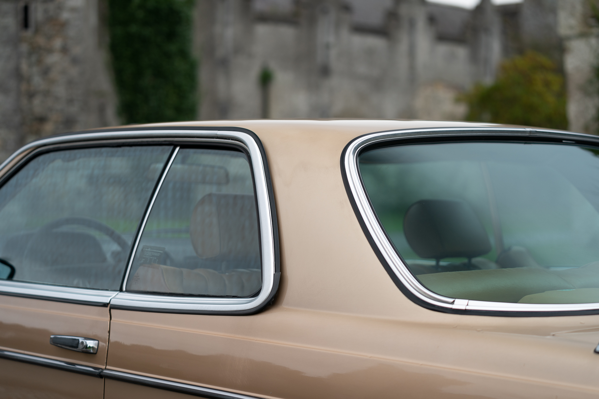 1983 MERCEDES-BENZ (W123) 300 CD