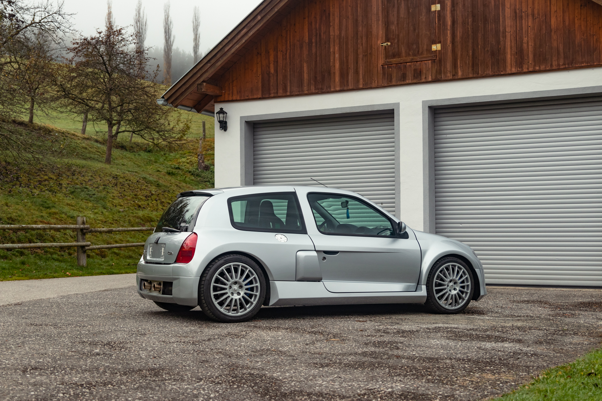 2001 RENAULT CLIO V6 PHASE 1