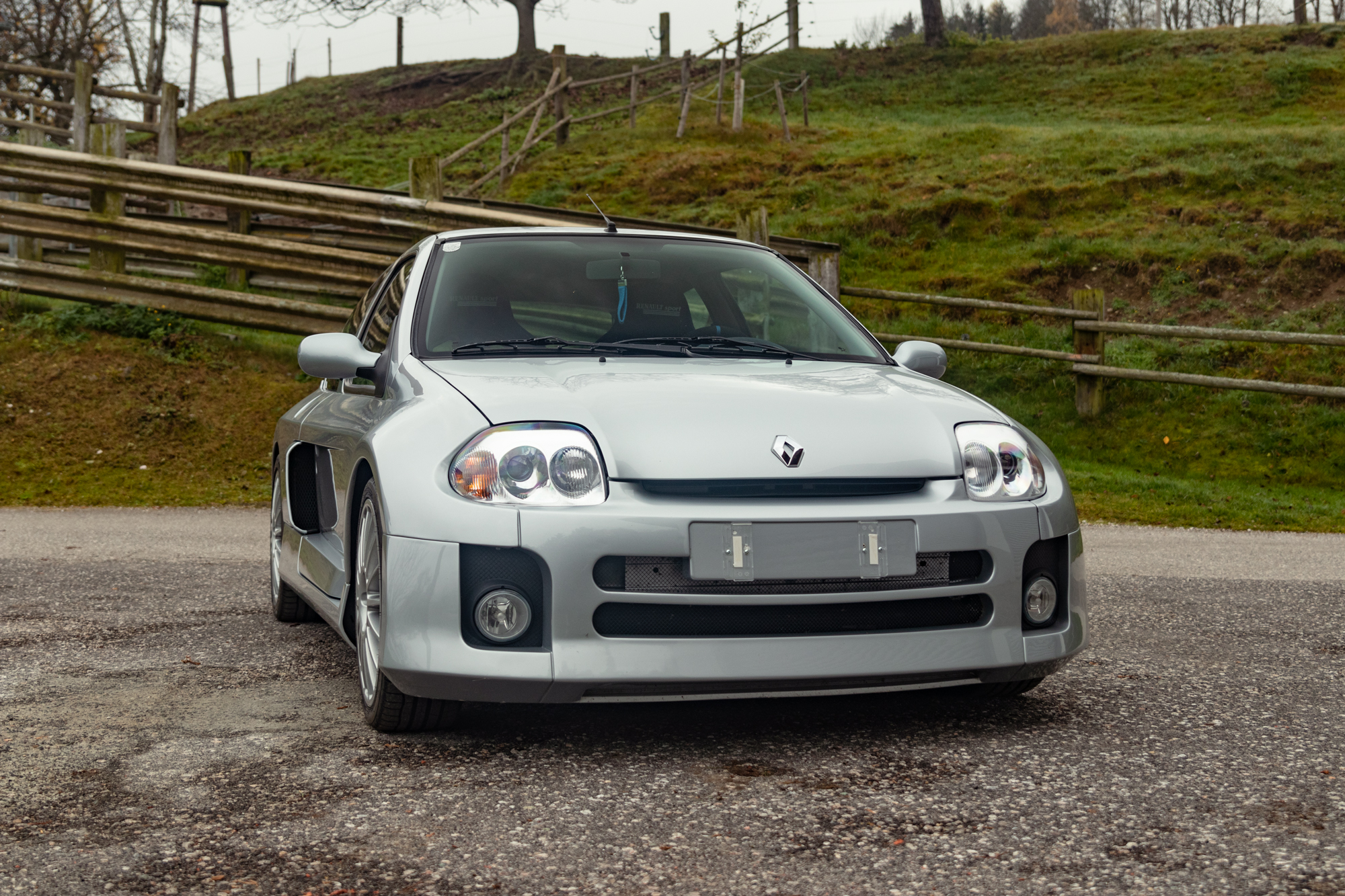 2001 RENAULT CLIO V6 PHASE 1
