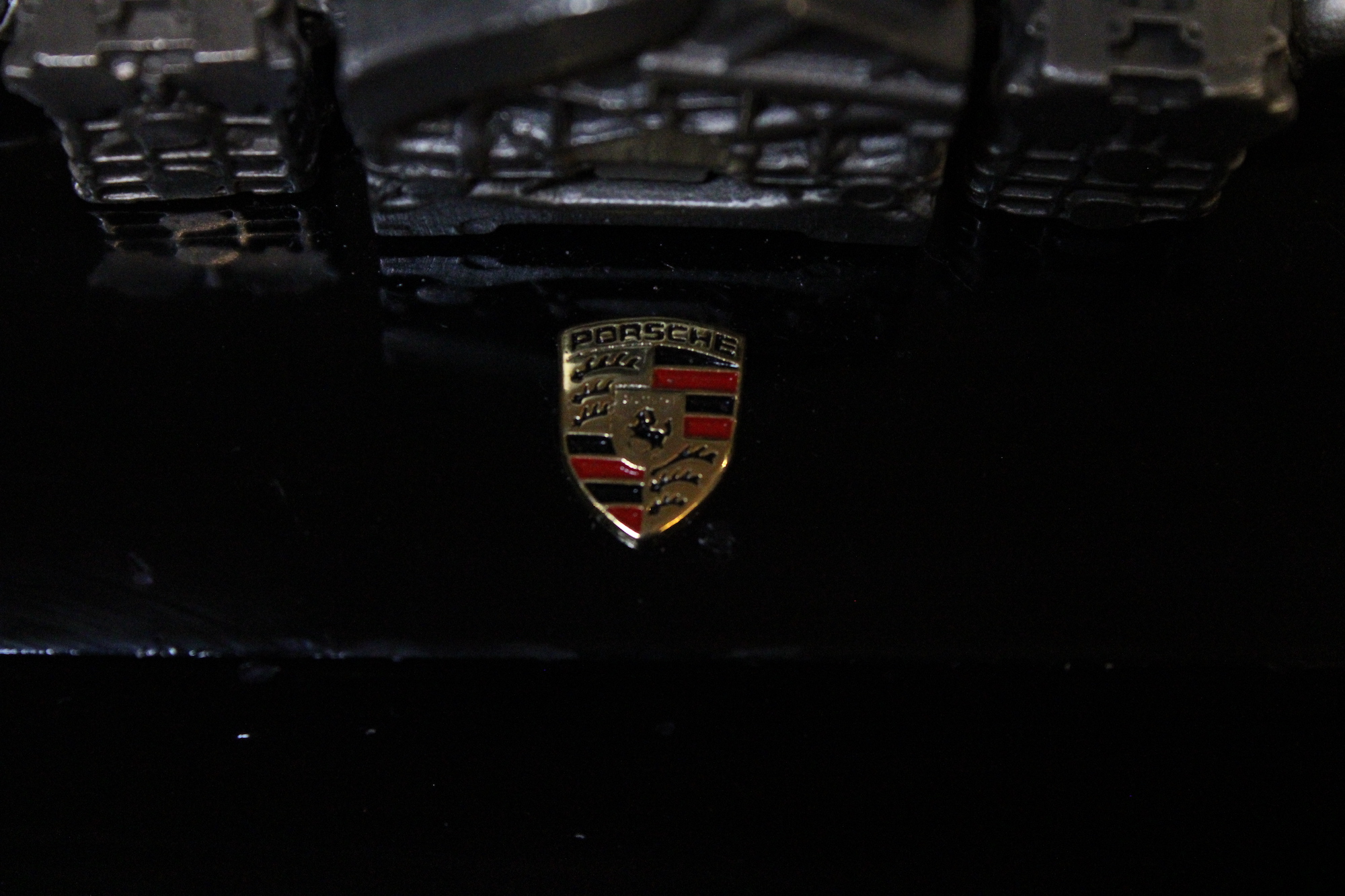 PORSCHE CARRERA GT PRE DELIVERY GIFT PACKAGE
