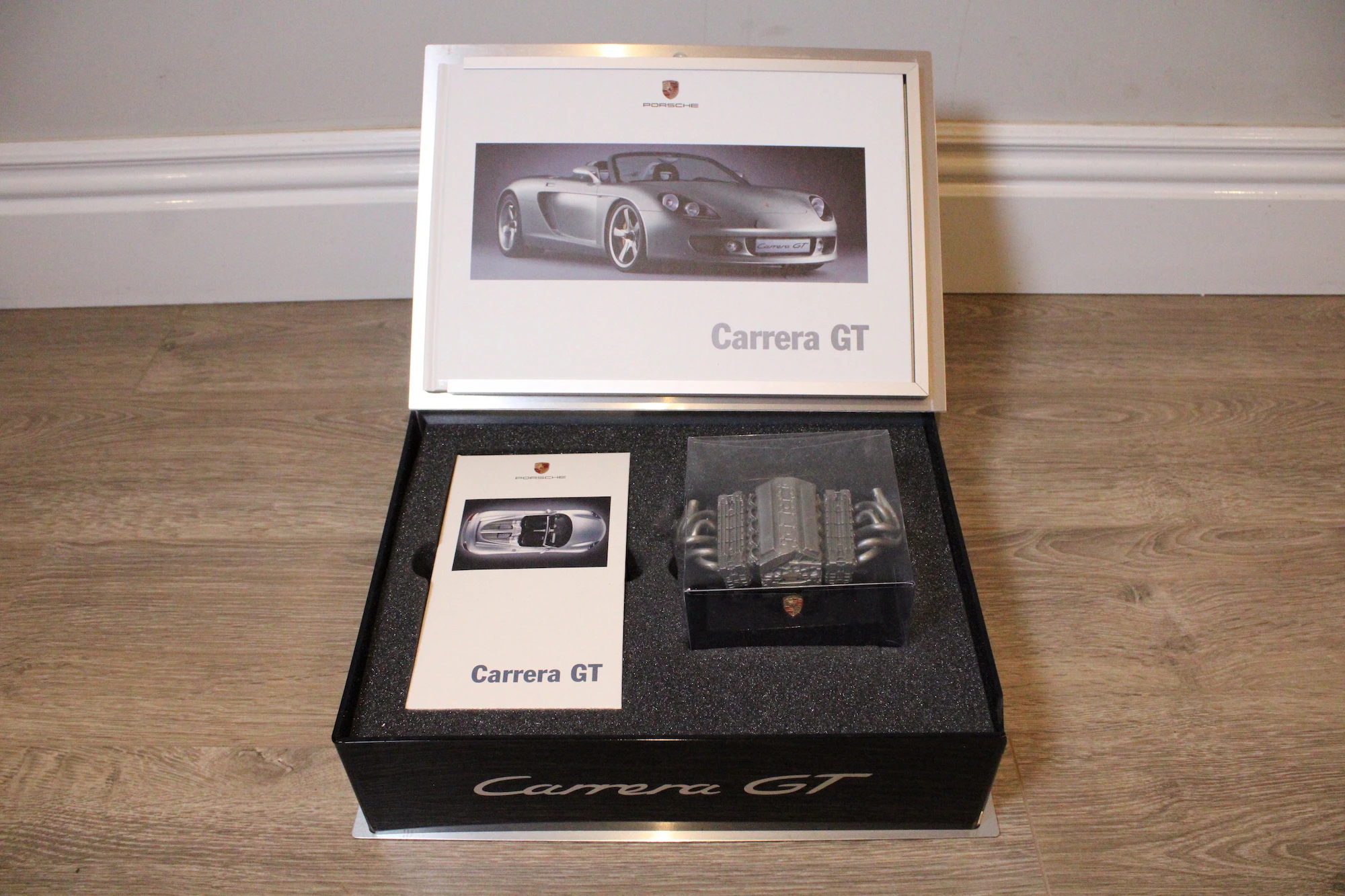 PORSCHE CARRERA GT PRE DELIVERY GIFT PACKAGE