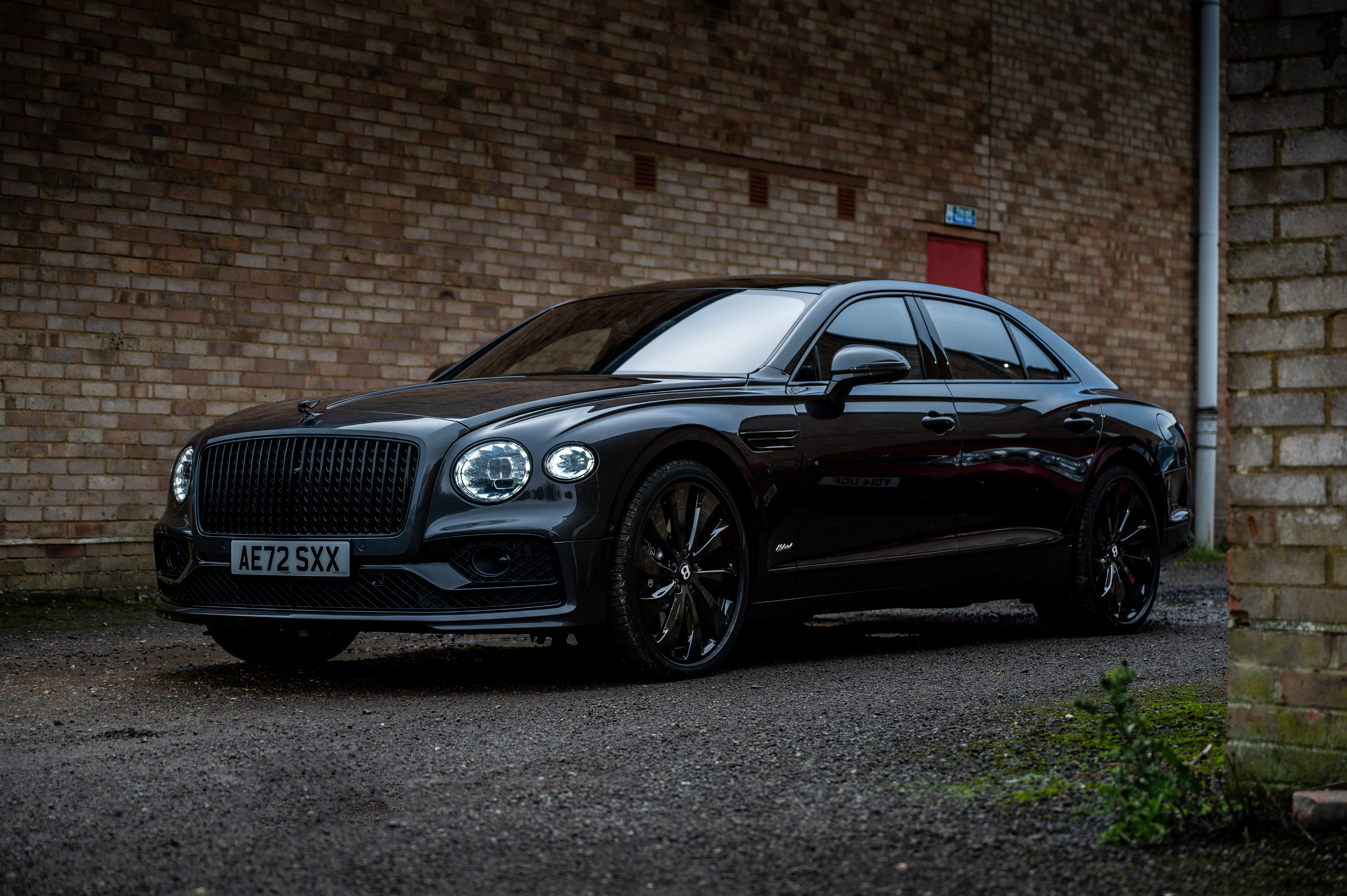 2022 BENTLEY FLYING SPUR HYBRID - 129 MILES