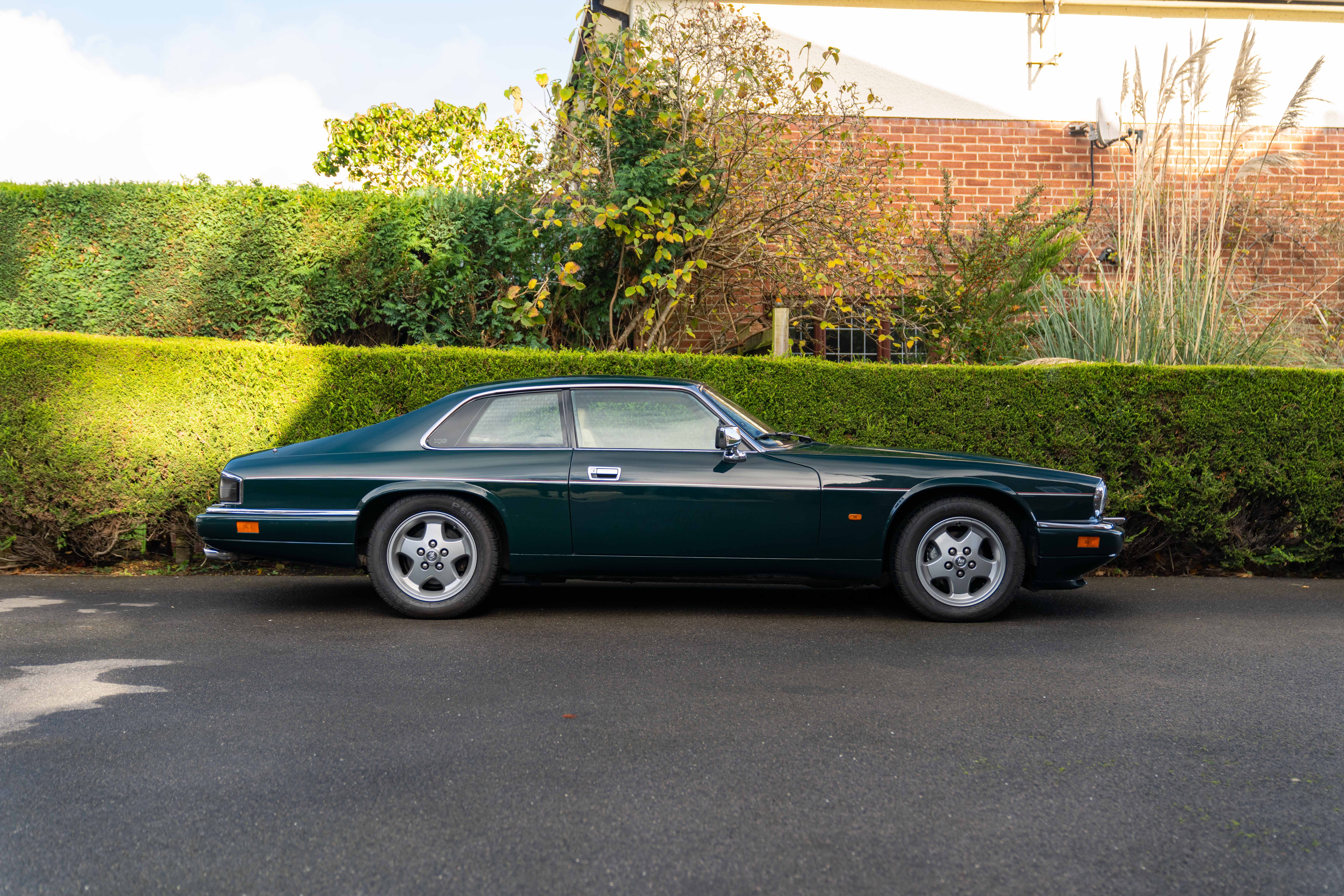 1993 JAGUAR XJS V12 COUPE