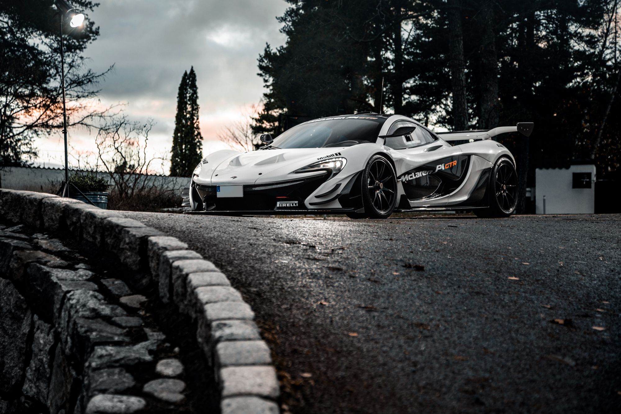 2016 MCLAREN P1 GTR - ROAD LEGAL