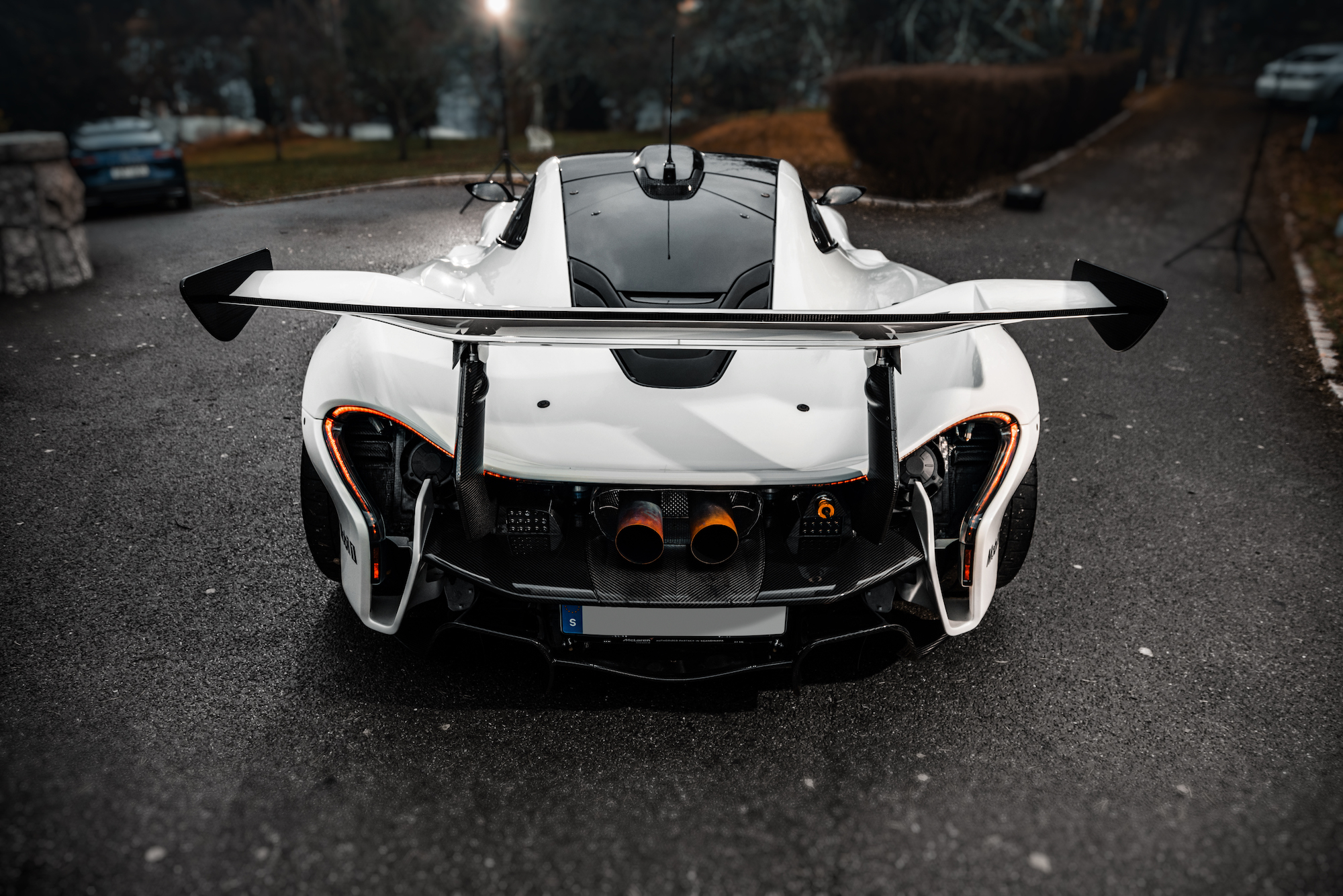 2016 MCLAREN P1 GTR - ROAD LEGAL