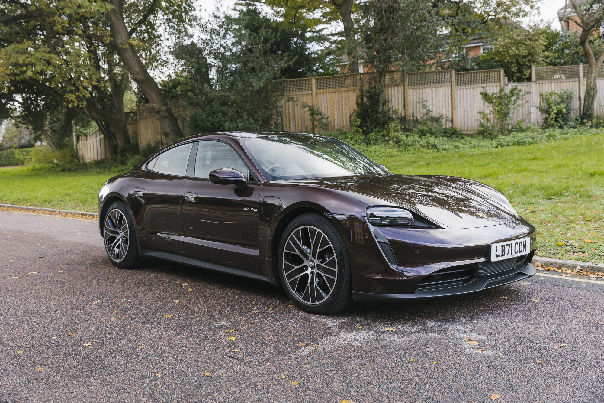 2021 PORSCHE TAYCAN - 46 MILES for sale by auction in London, United ...