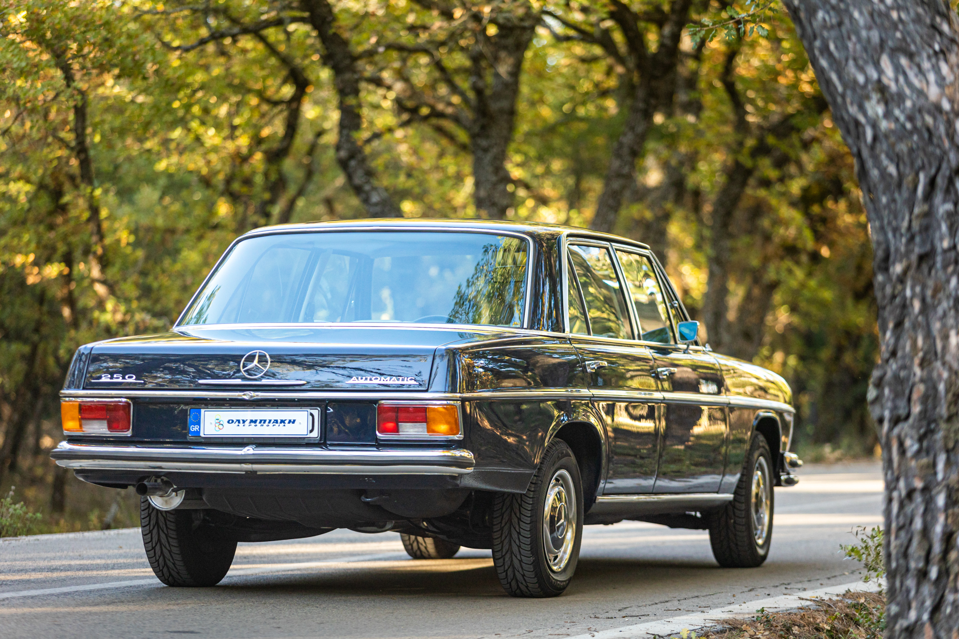 1972 MERCEDES-BENZ (W114) 250 - EX ALEXANDER ONASSIS