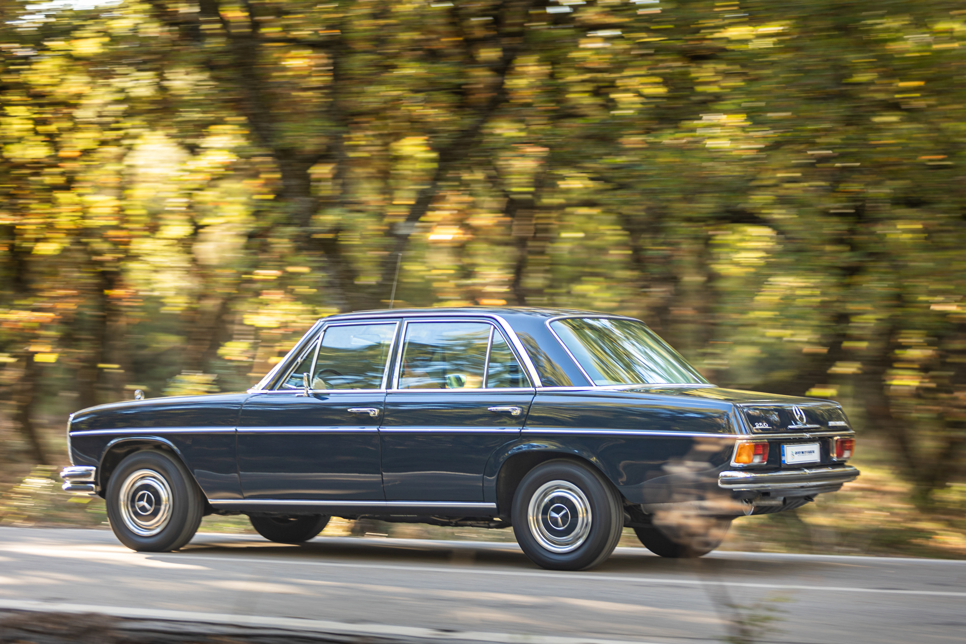 1972 MERCEDES-BENZ (W114) 250 - EX ALEXANDER ONASSIS