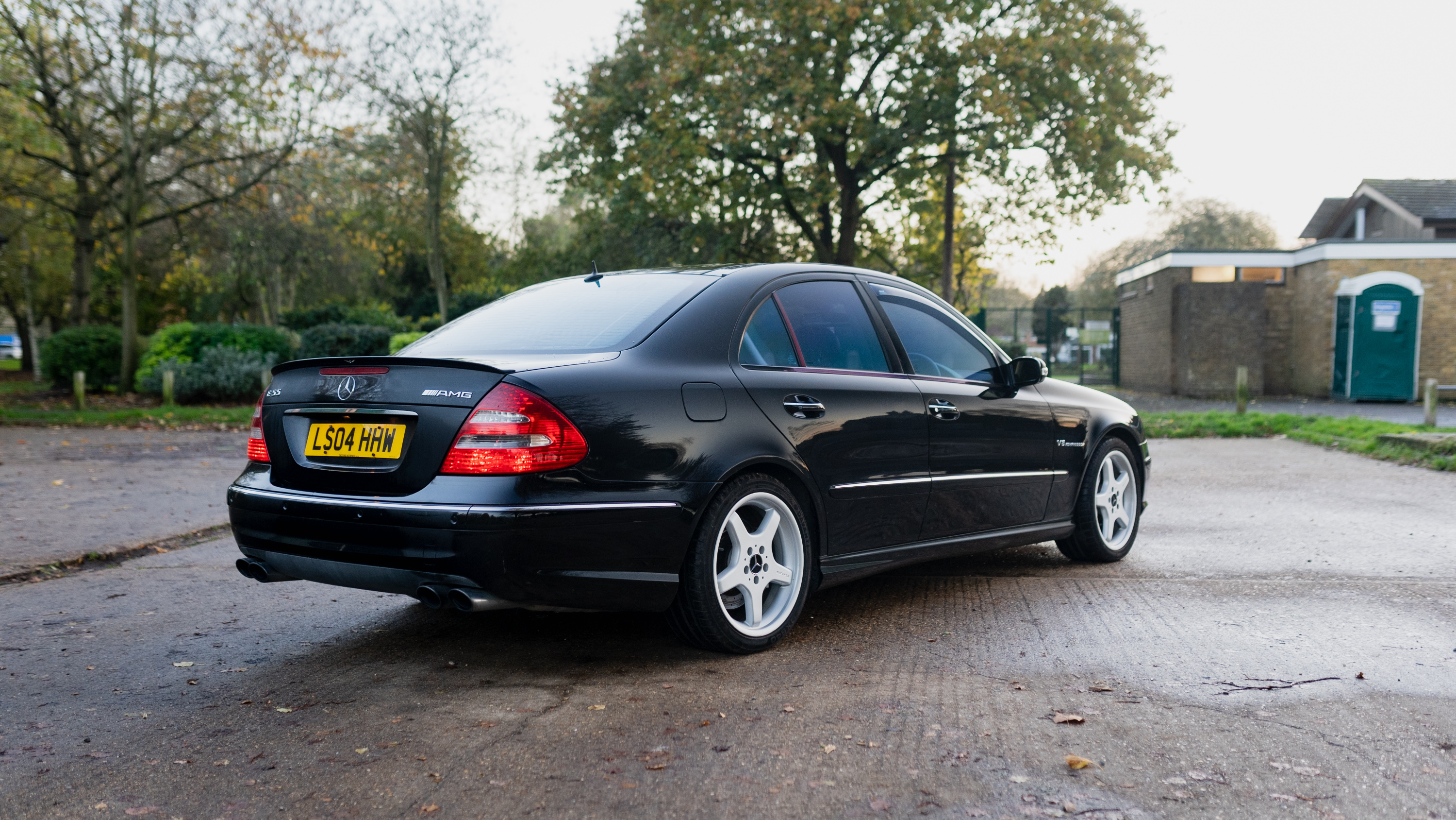 2004 MERCEDES-BENZ (W211) E55 AMG