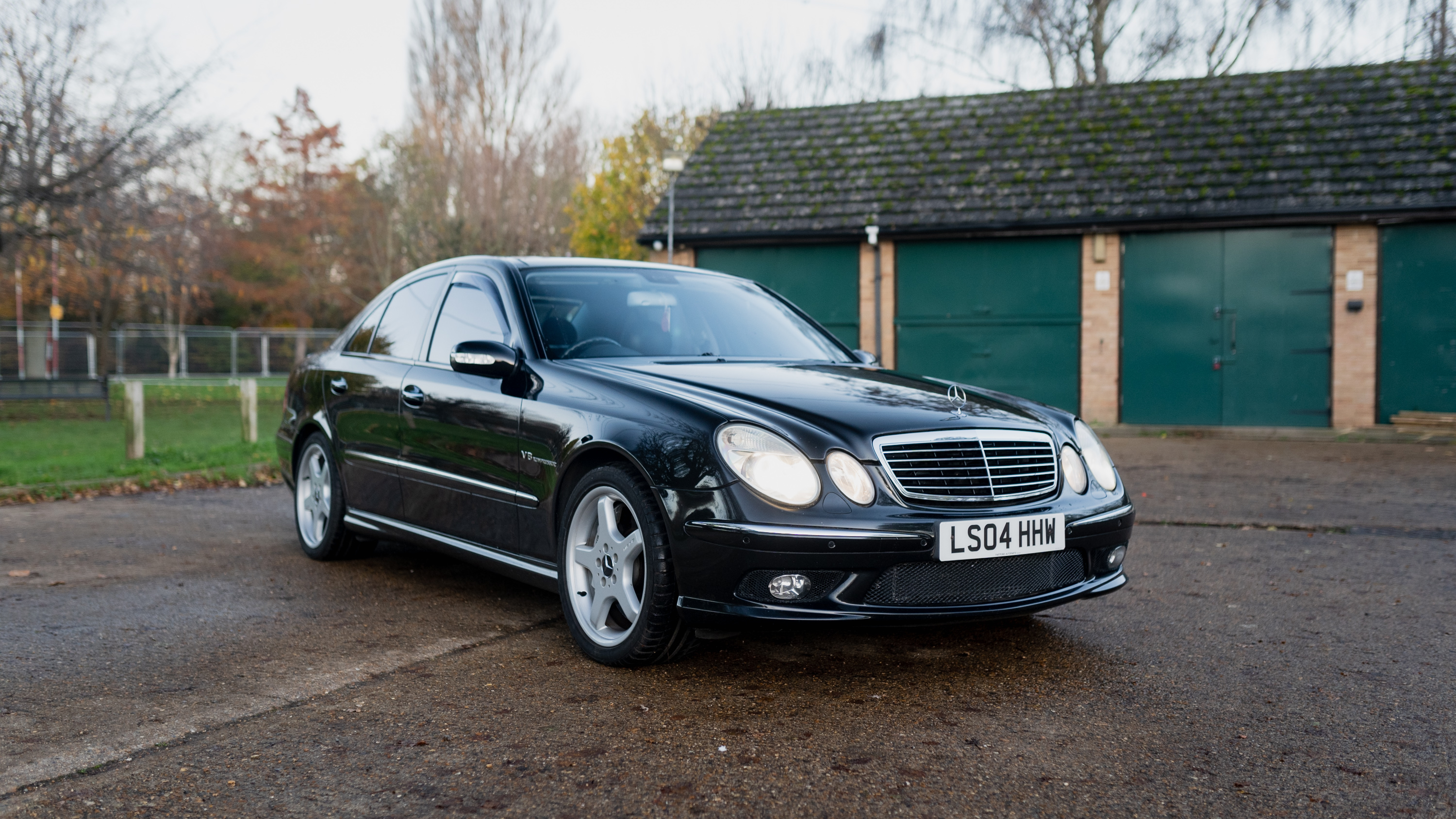 2004 MERCEDES-BENZ (W211) E55 AMG