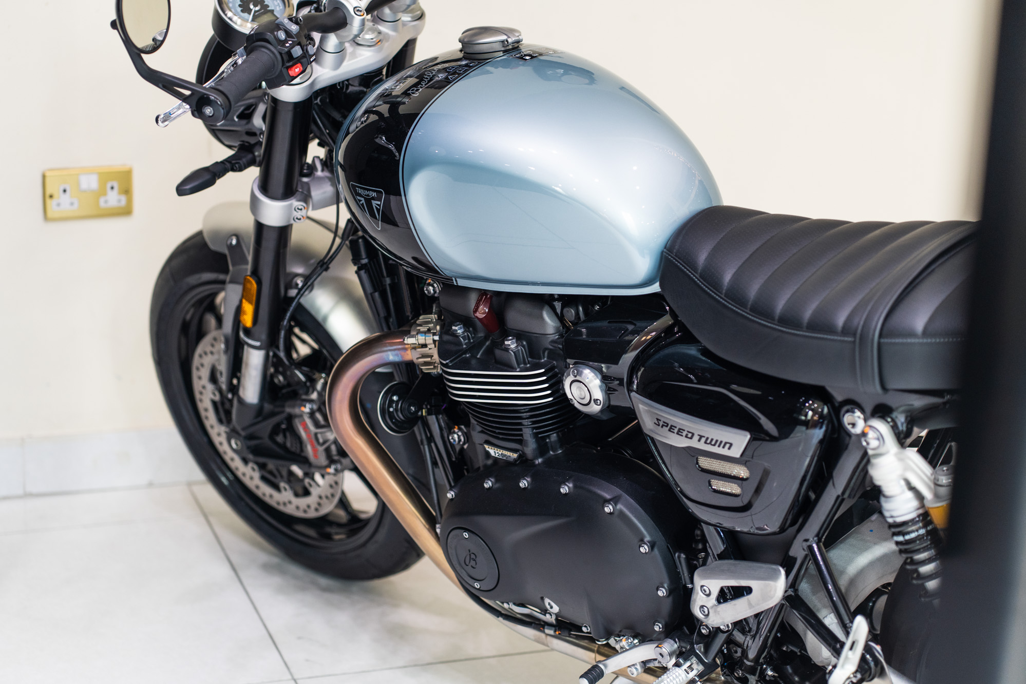 2022 TRIUMPH SPEED TWIN - BREITLING EDITION