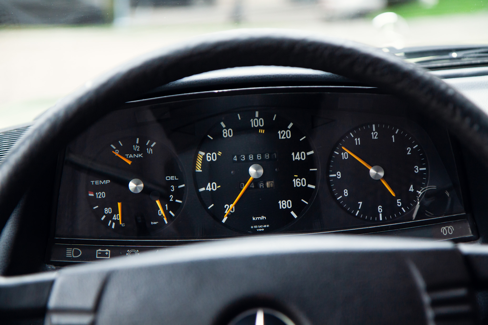 1979 MERCEDES-BENZ (W123) 300 TD
