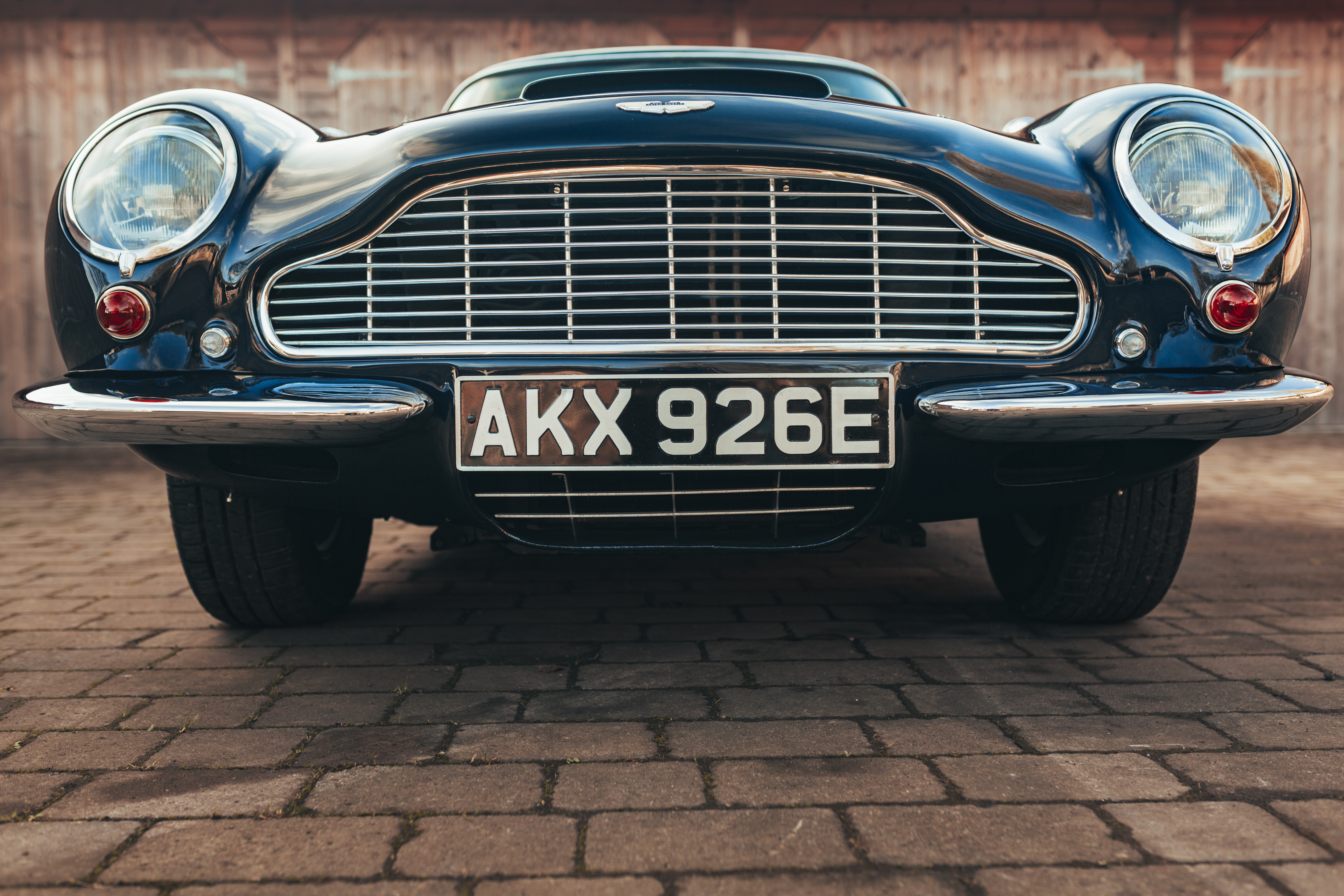 1967 ASTON MARTIN DB6