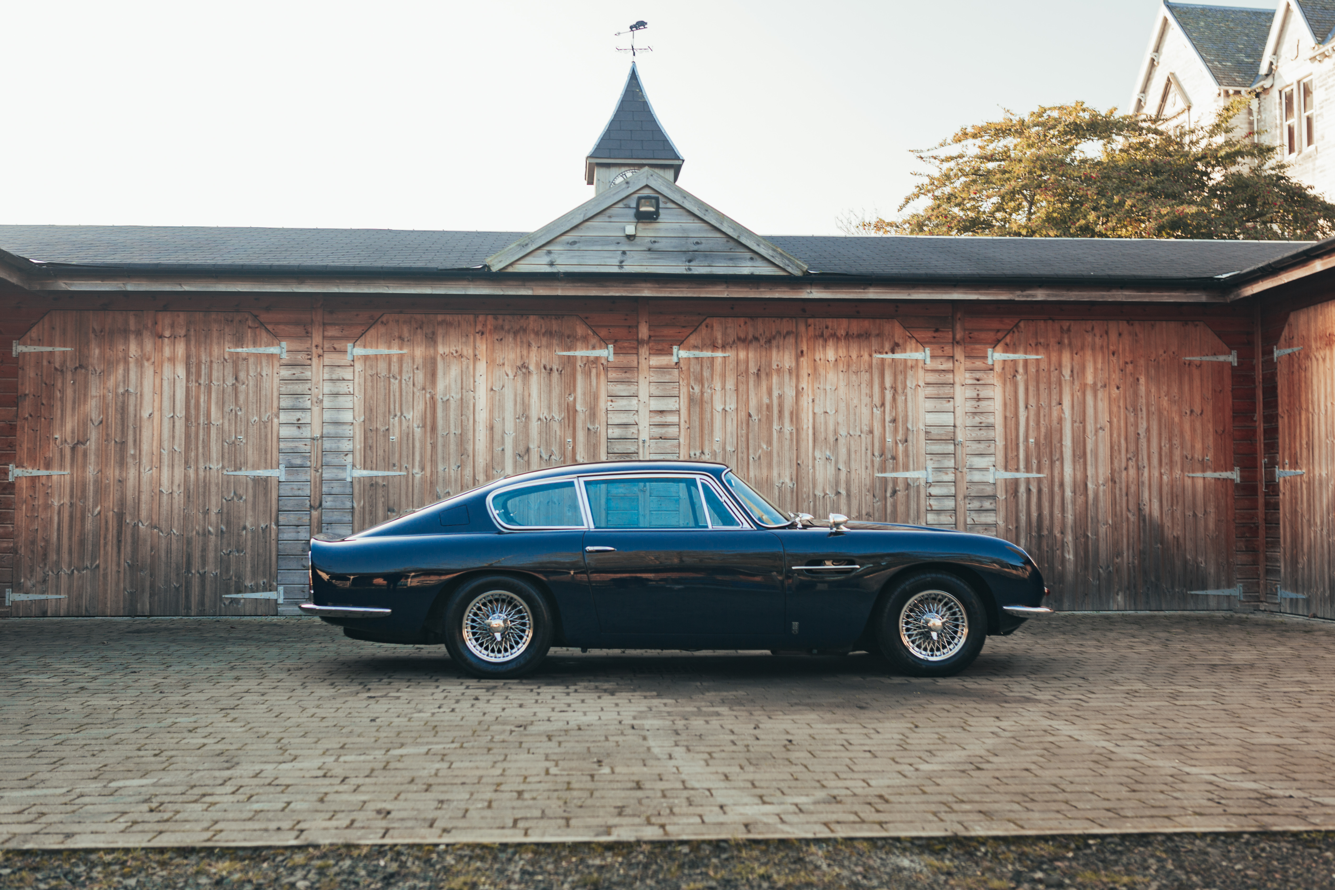 1967 ASTON MARTIN DB6