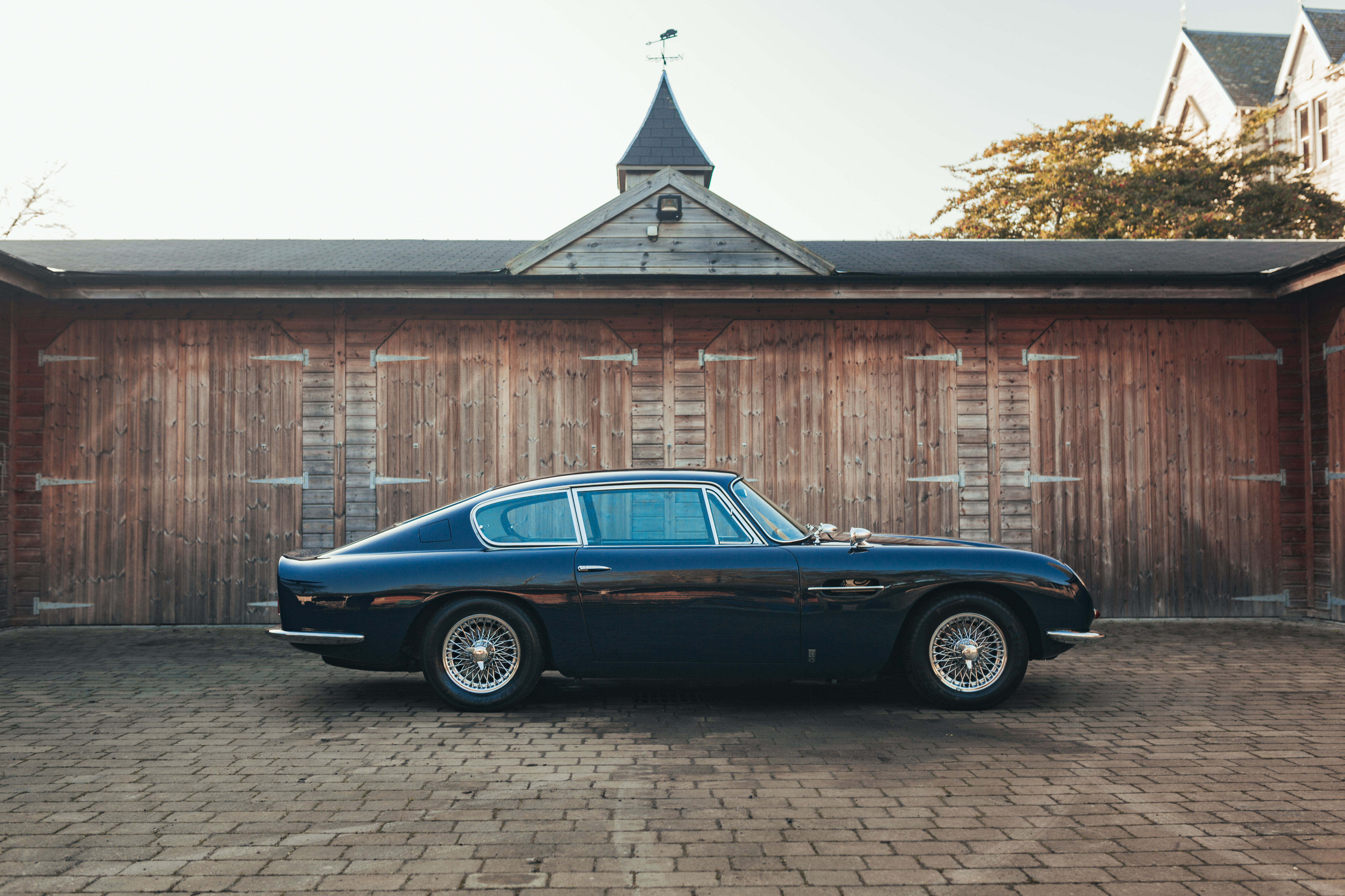 1967 ASTON MARTIN DB6