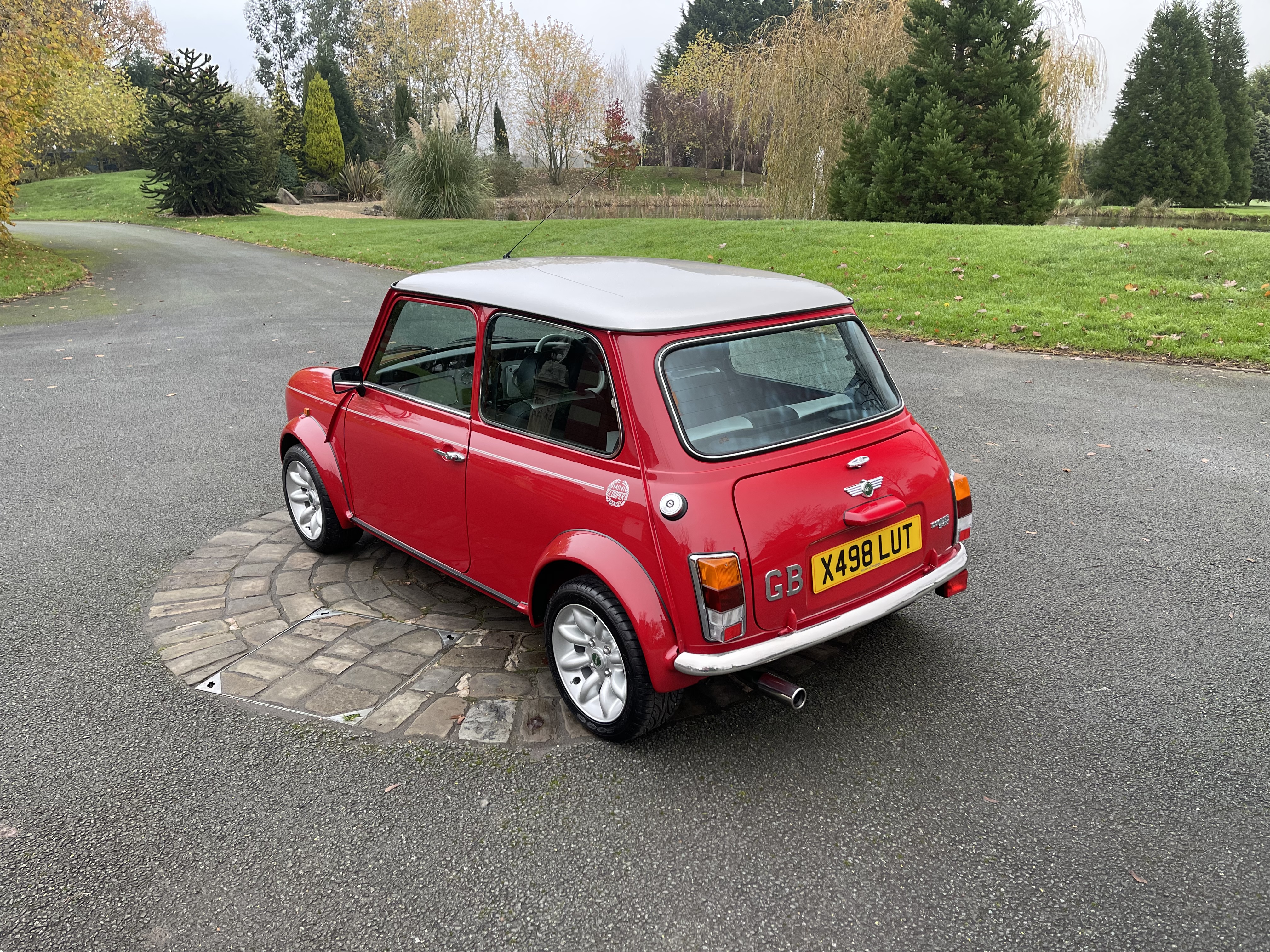 2001 ROVER MINI COOPER SPORT - 35 MILES
