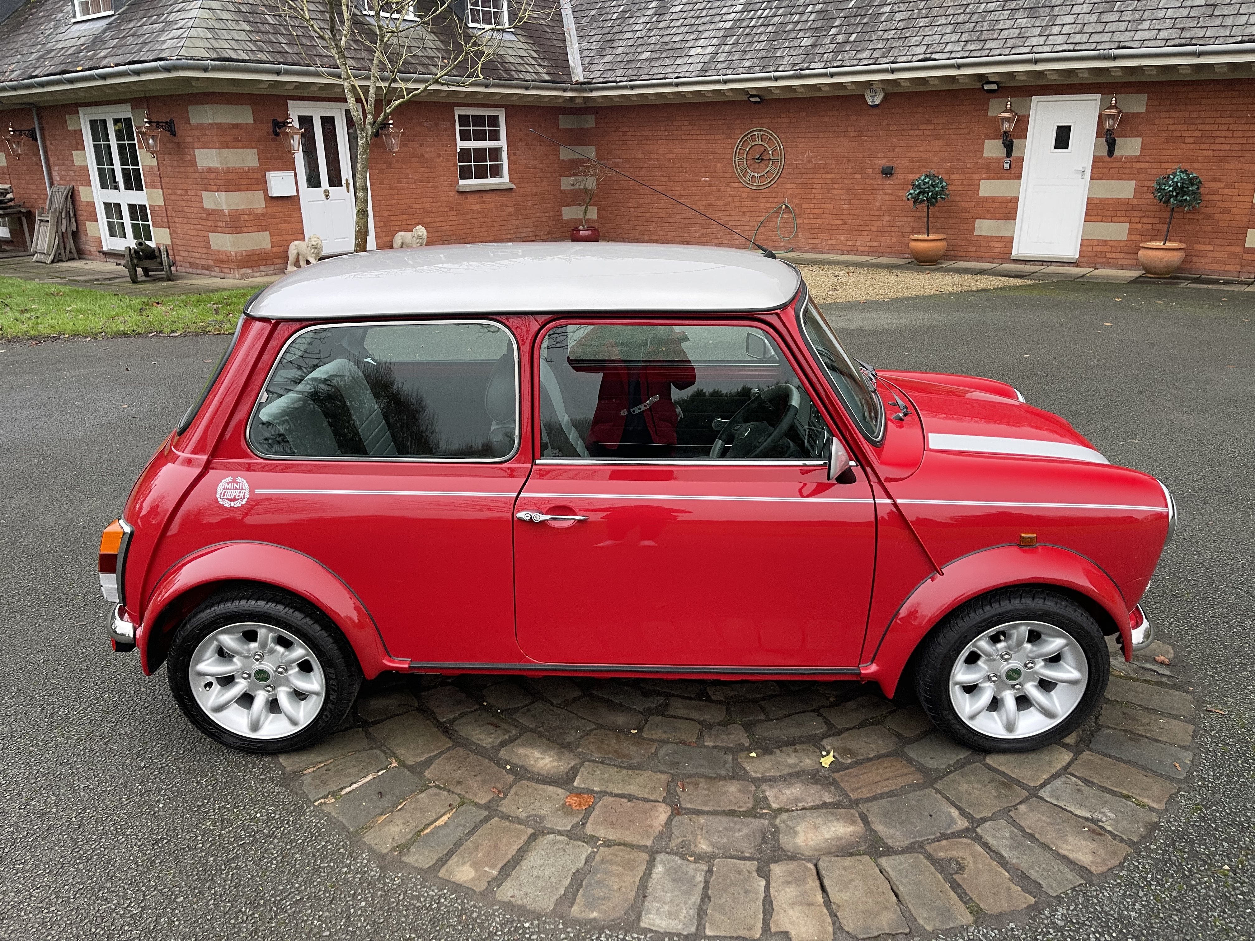 2001 ROVER MINI COOPER SPORT - 35 MILES