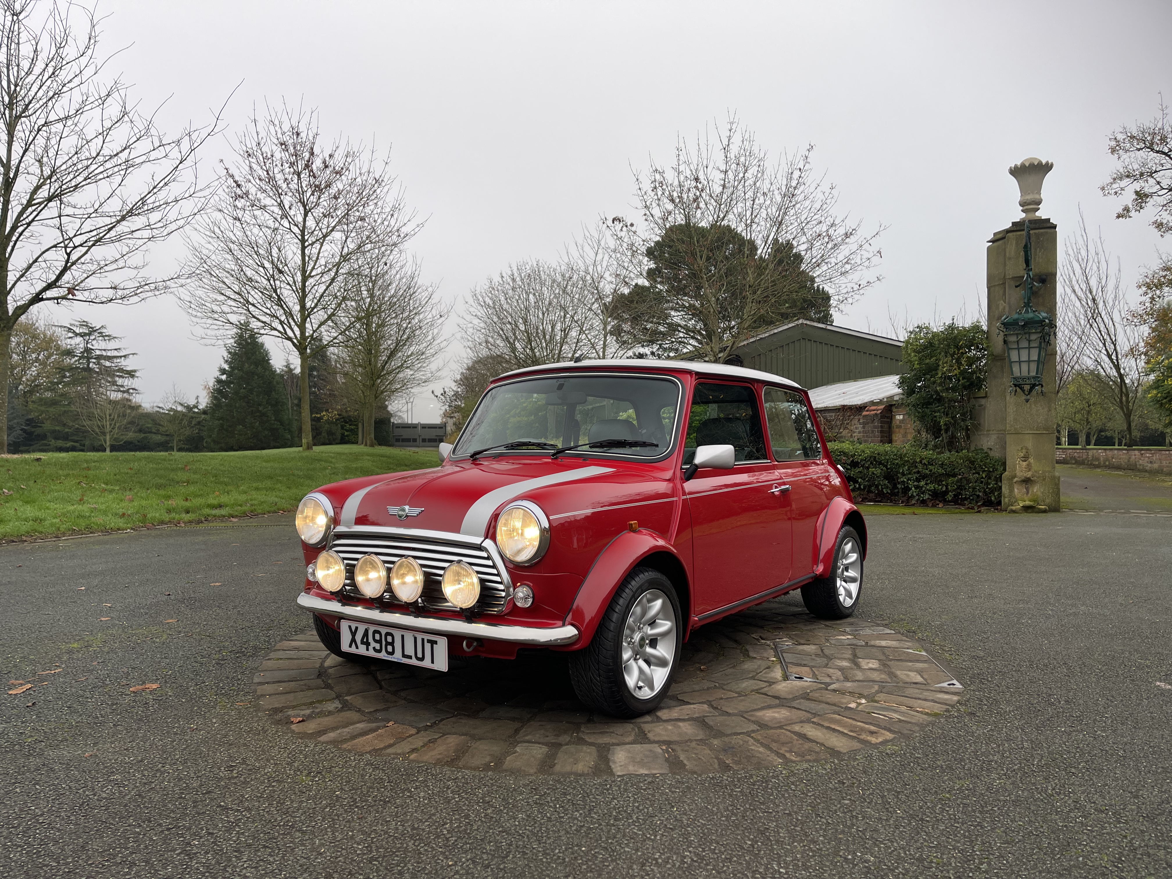 2001 ROVER MINI COOPER SPORT - 35 MILES